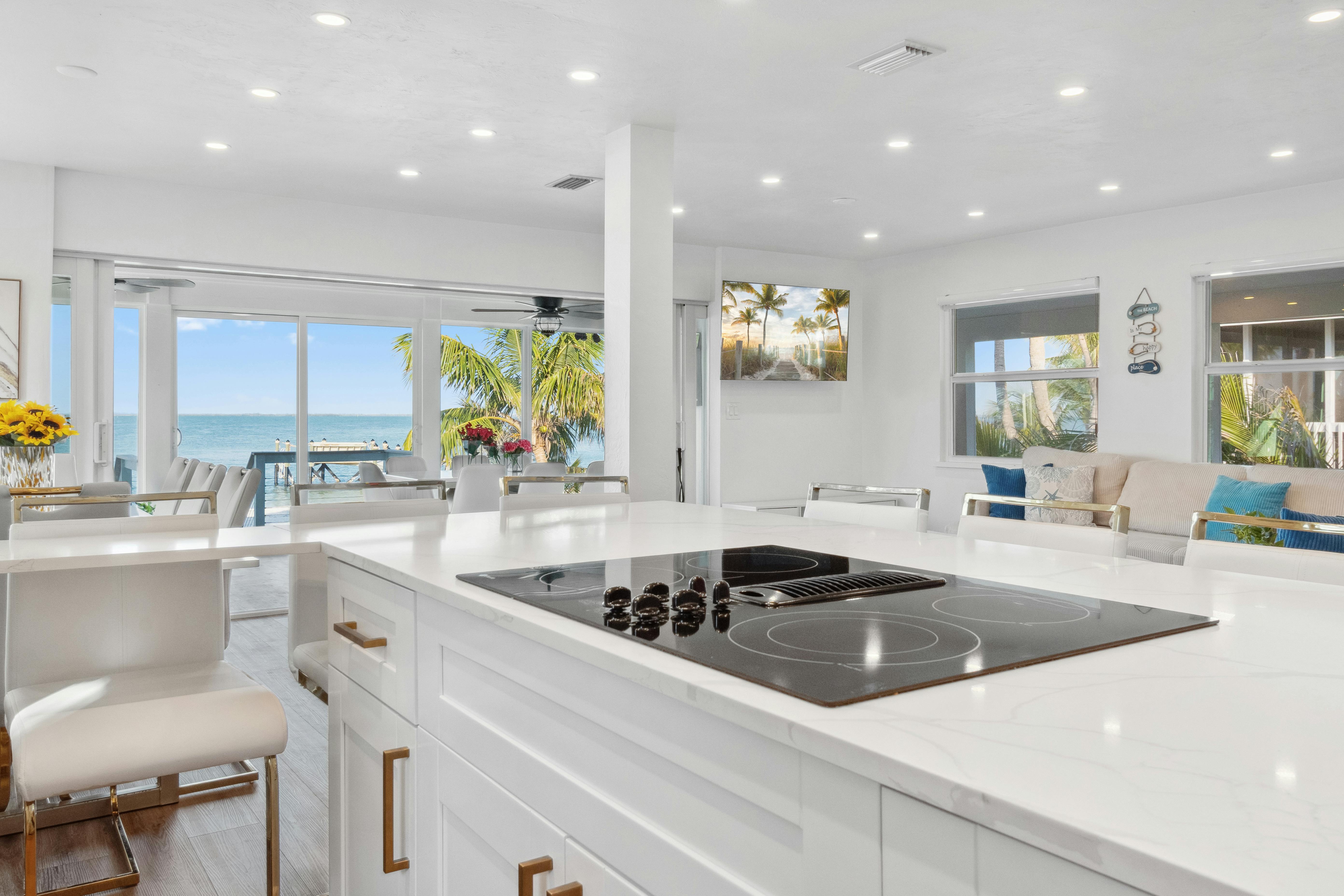 Luxurious Beachfront Kitchen with Ocean View · Free Stock Photo