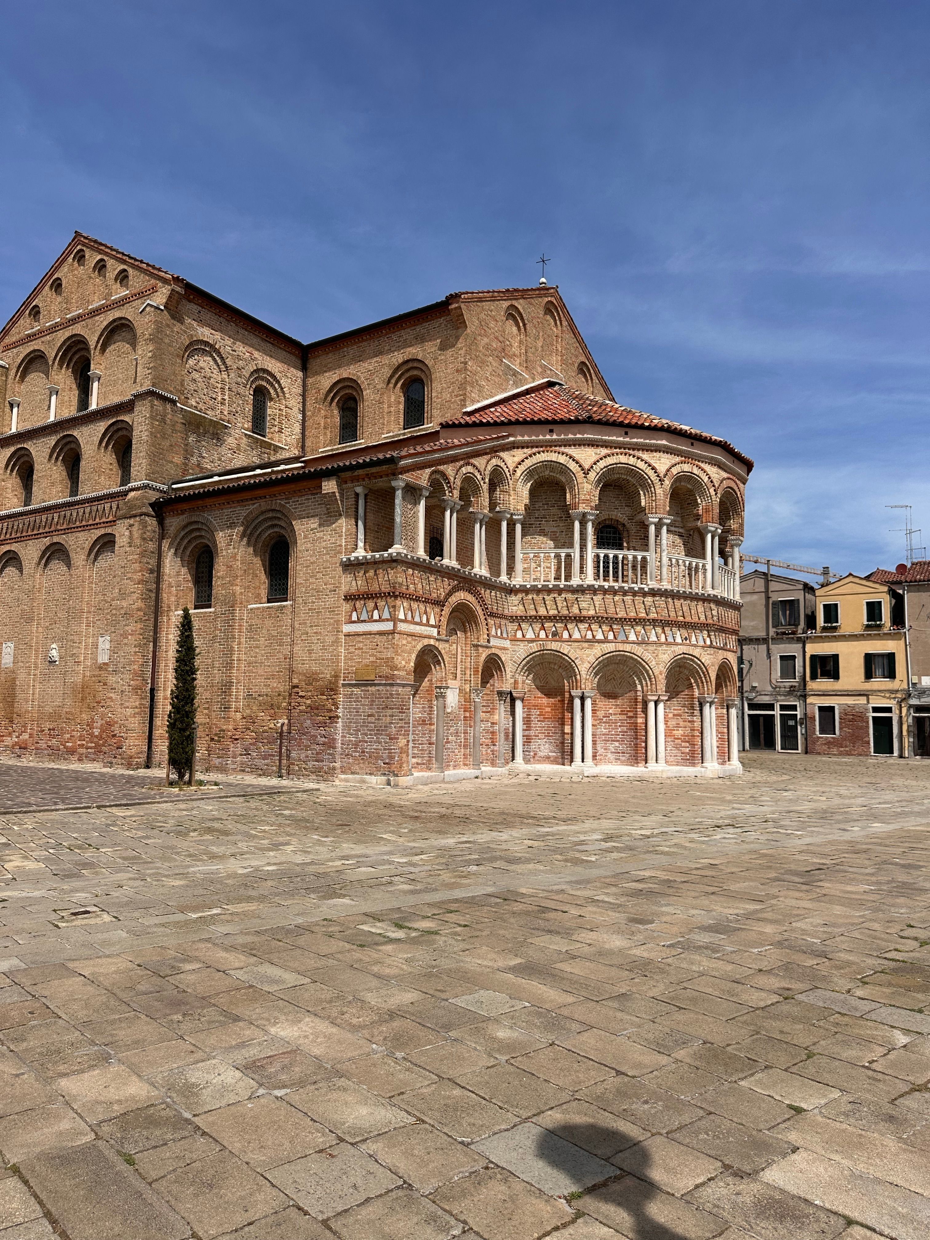 Historic Romanesque Church in Italy's Venetian Lagoon · Free Stock Photo