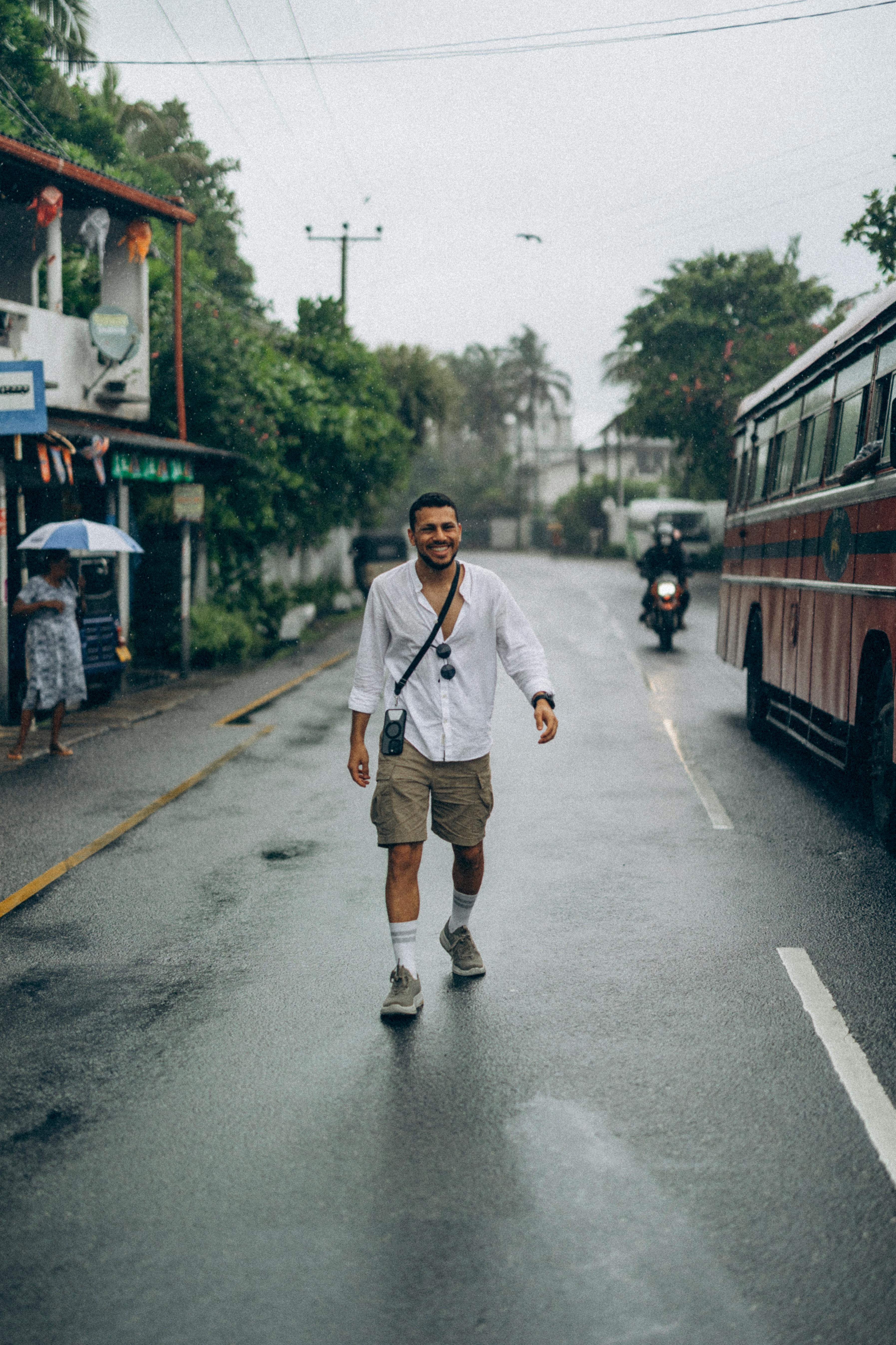 Dam Rajina Bus Photos, Download The BEST Free Dam Rajina Bus Stock ...