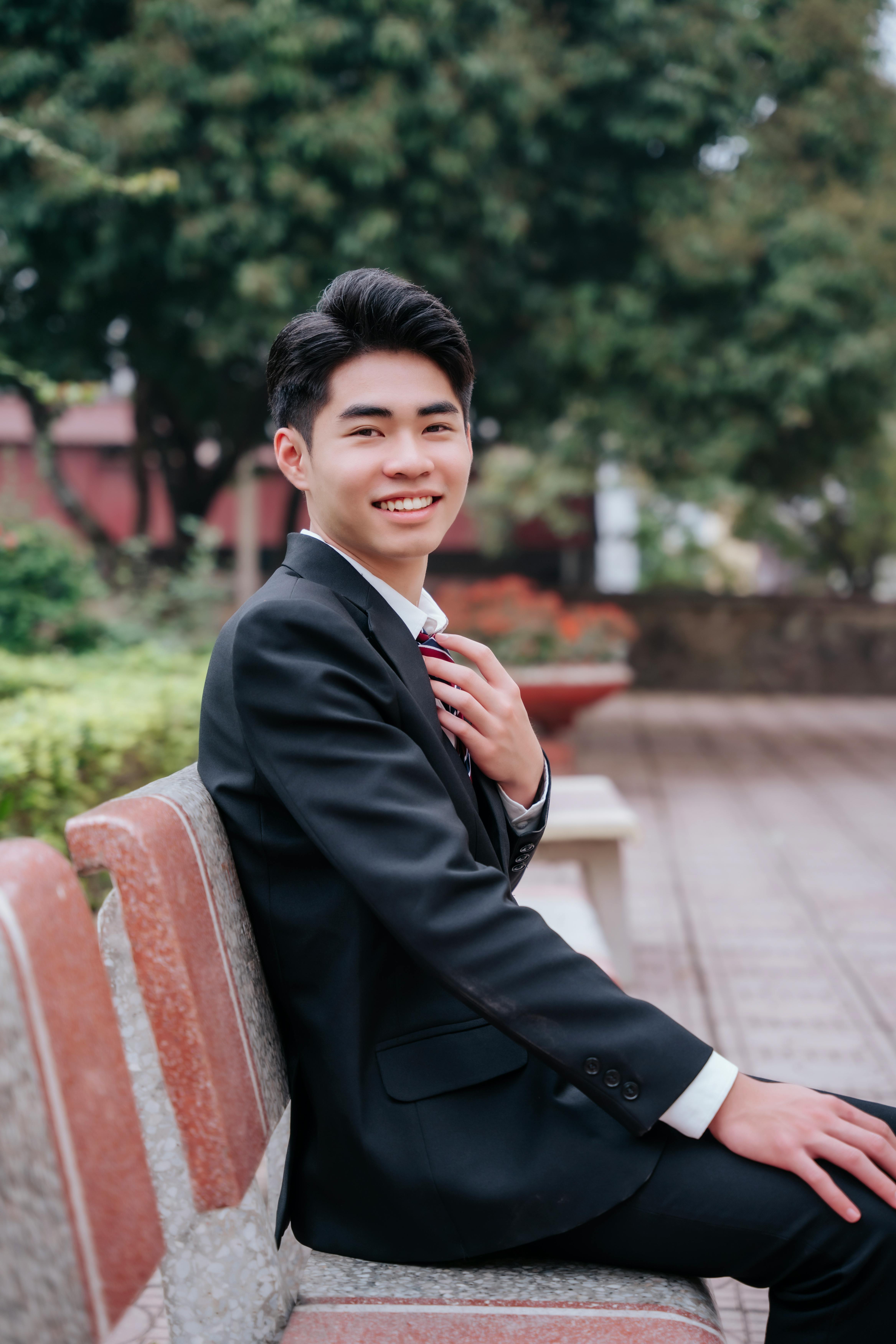 British Gentleman Smiling Photos, Download The BEST Free British ...