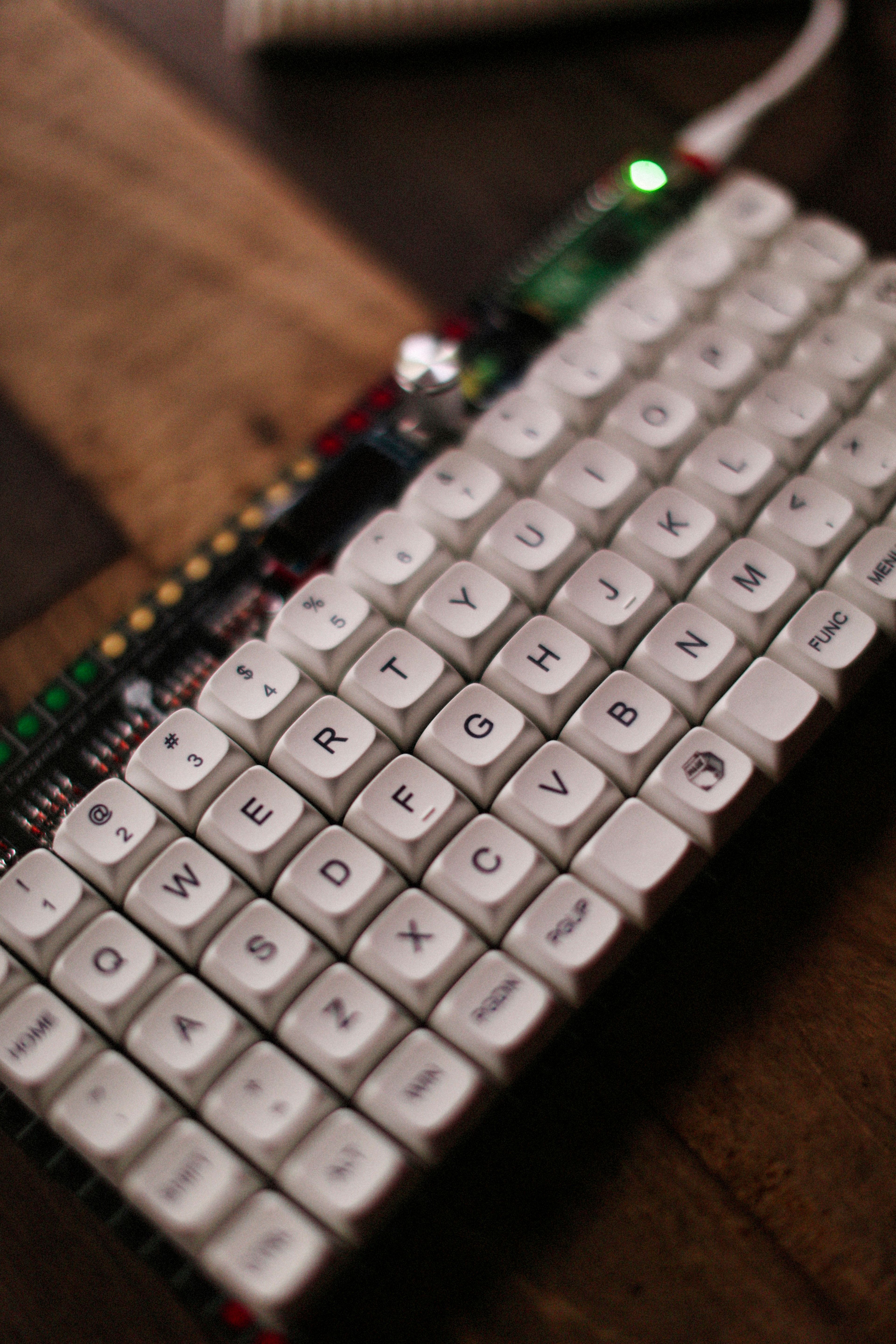 Keyboard Model Photos, Download The BEST Free Keyboard Model Stock ...