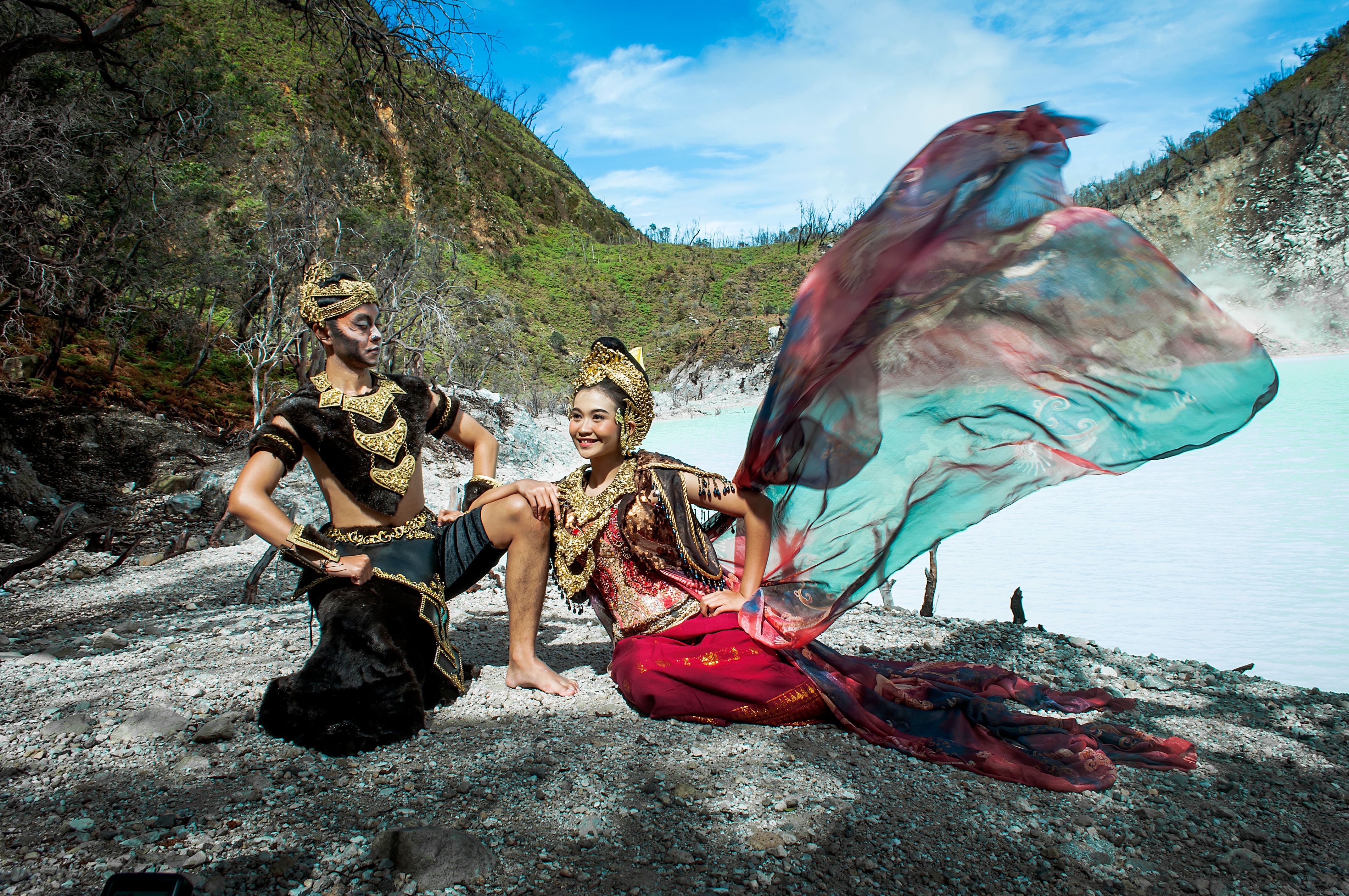 Traditional Dance Poses by Crater Lake · Free Stock Photo