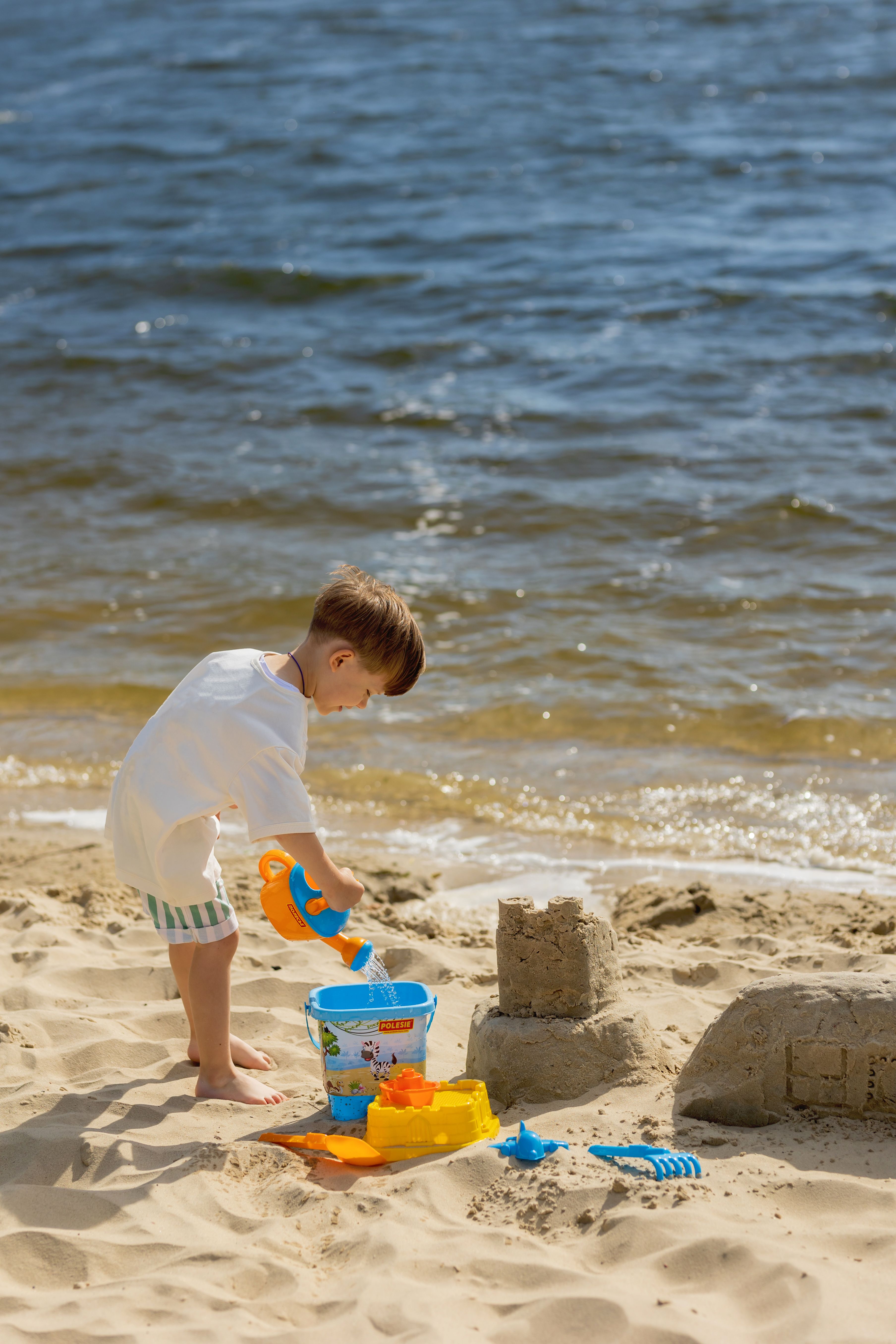 Wife+Bucket Photos, Download The BEST Free Wife+Bucket Stock Photos ...