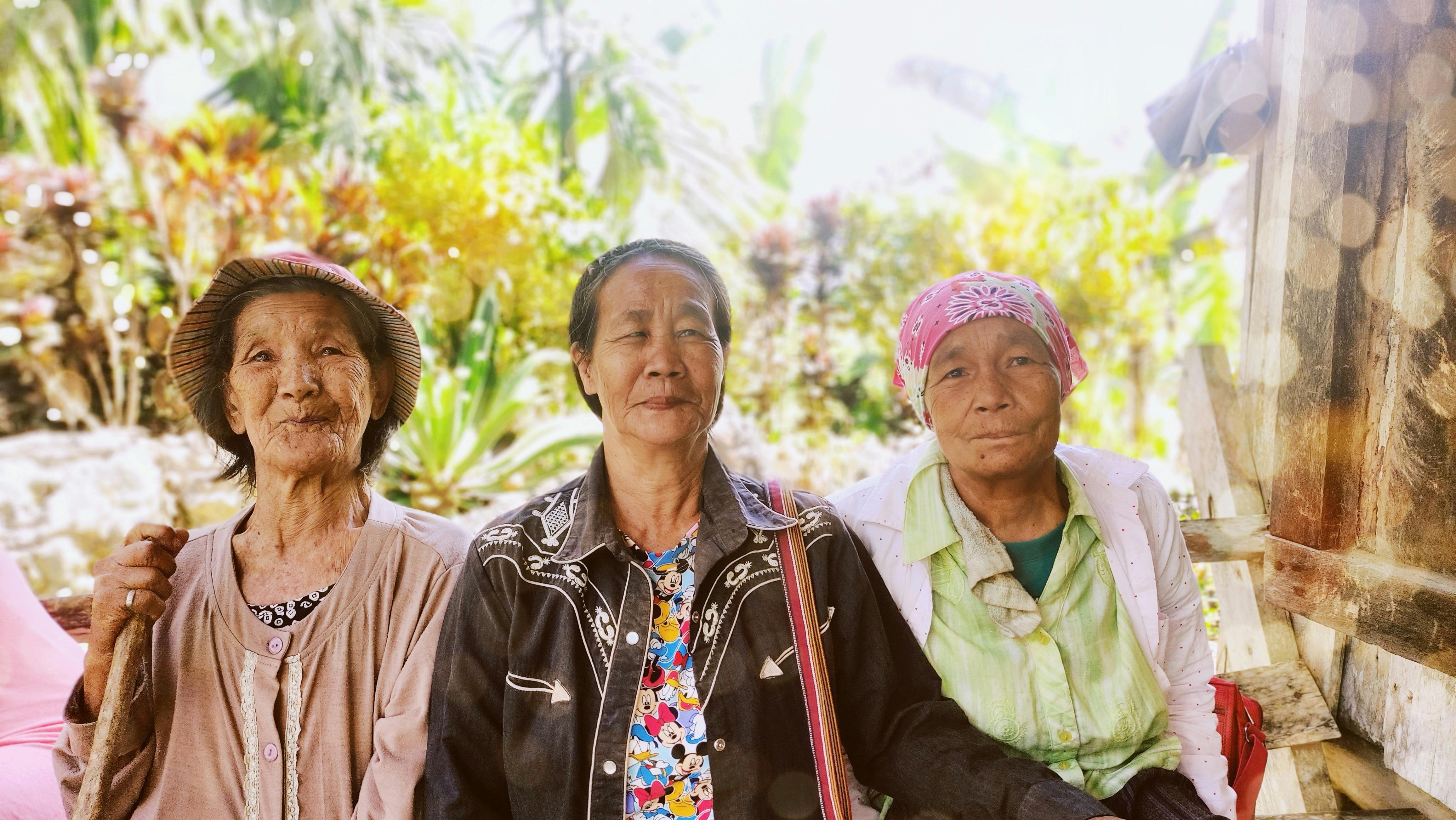 Filipino Family Photos, Download The BEST Free Filipino Family Stock ...