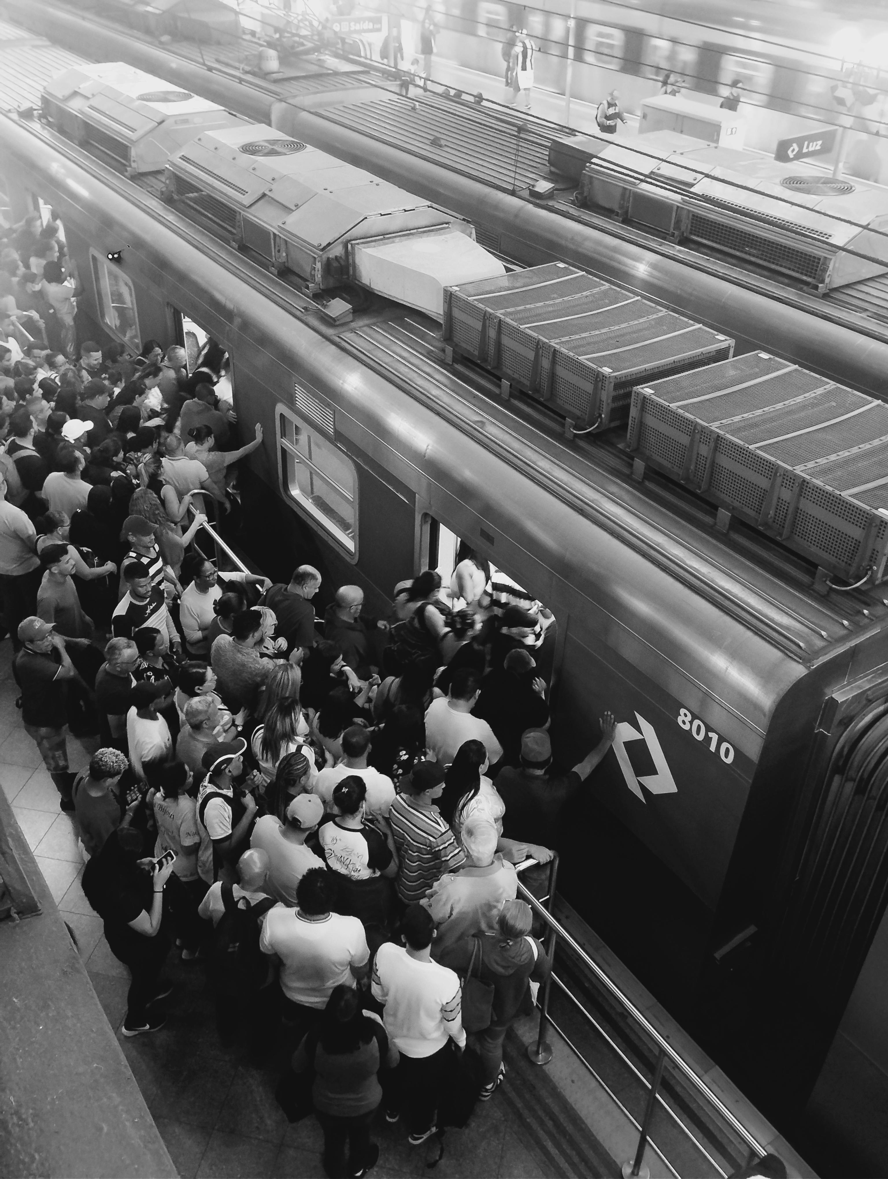 Metro Train Photos, Download The BEST Free Metro Train Stock Photos ...