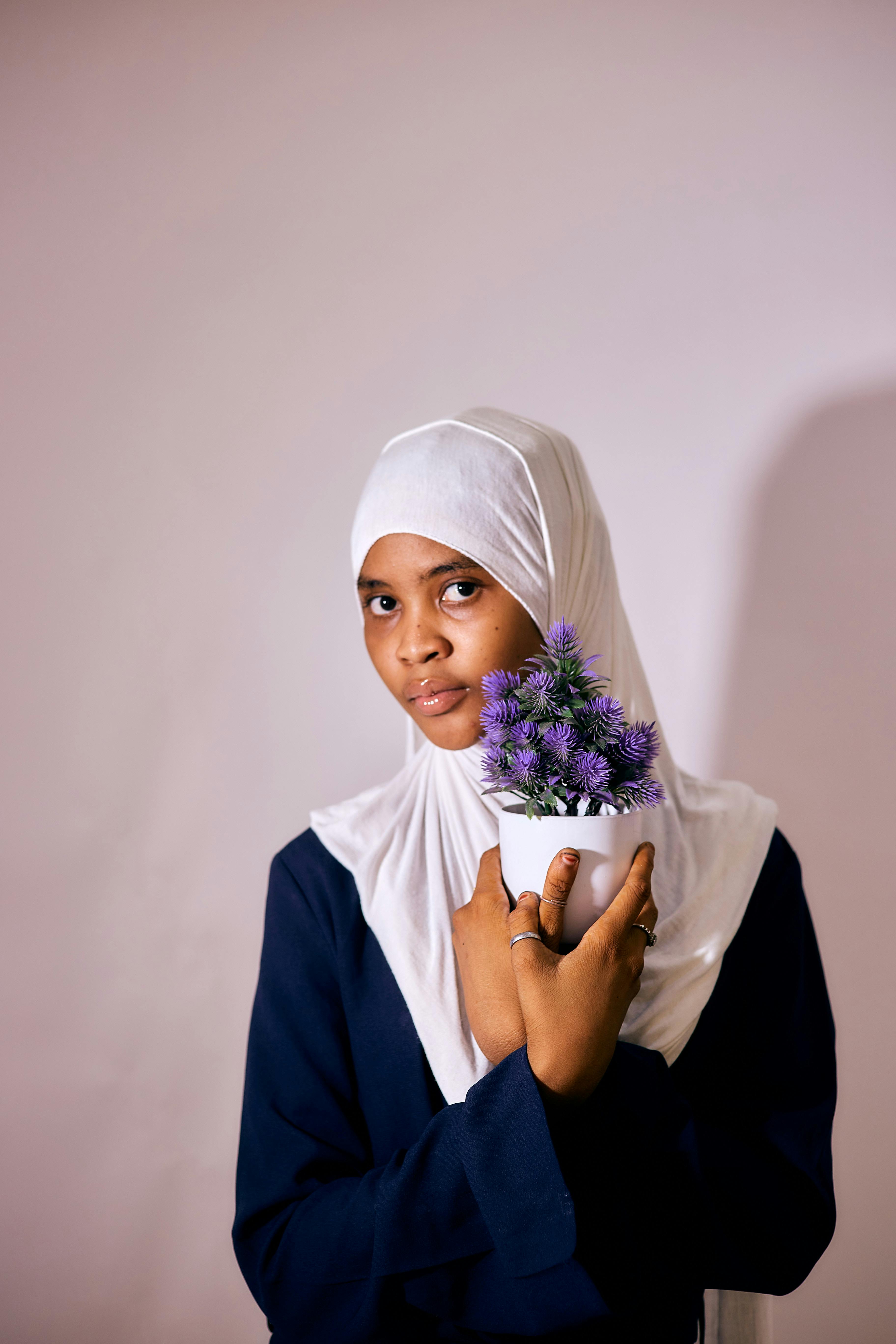 Brd+Teen+Gal Photos, Download The BEST Free Brd+Teen+Gal Stock Photos ...