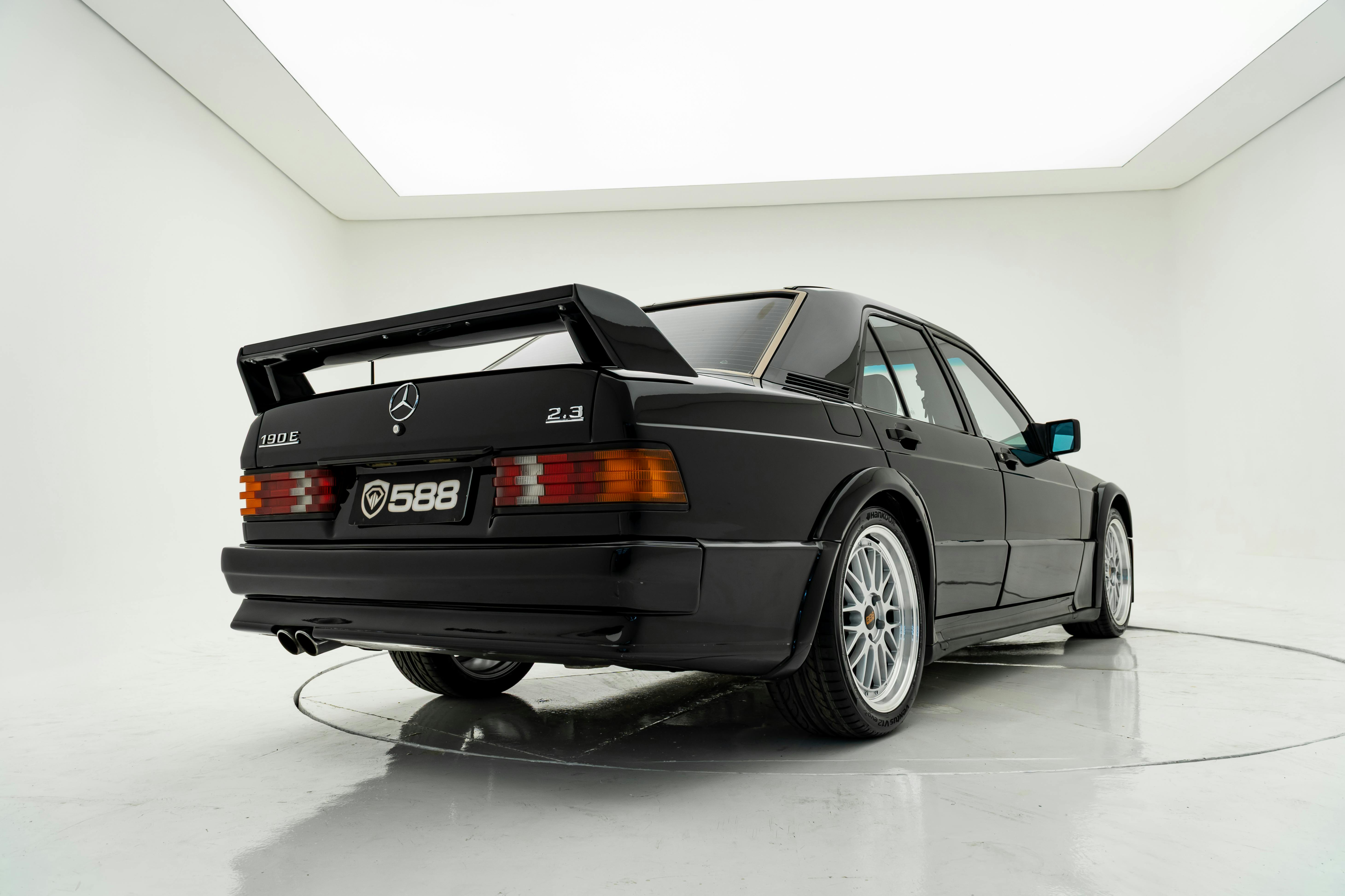 Tiv 2 Photos, Download The BEST Free Tiv 2 Stock Photos & HD Images