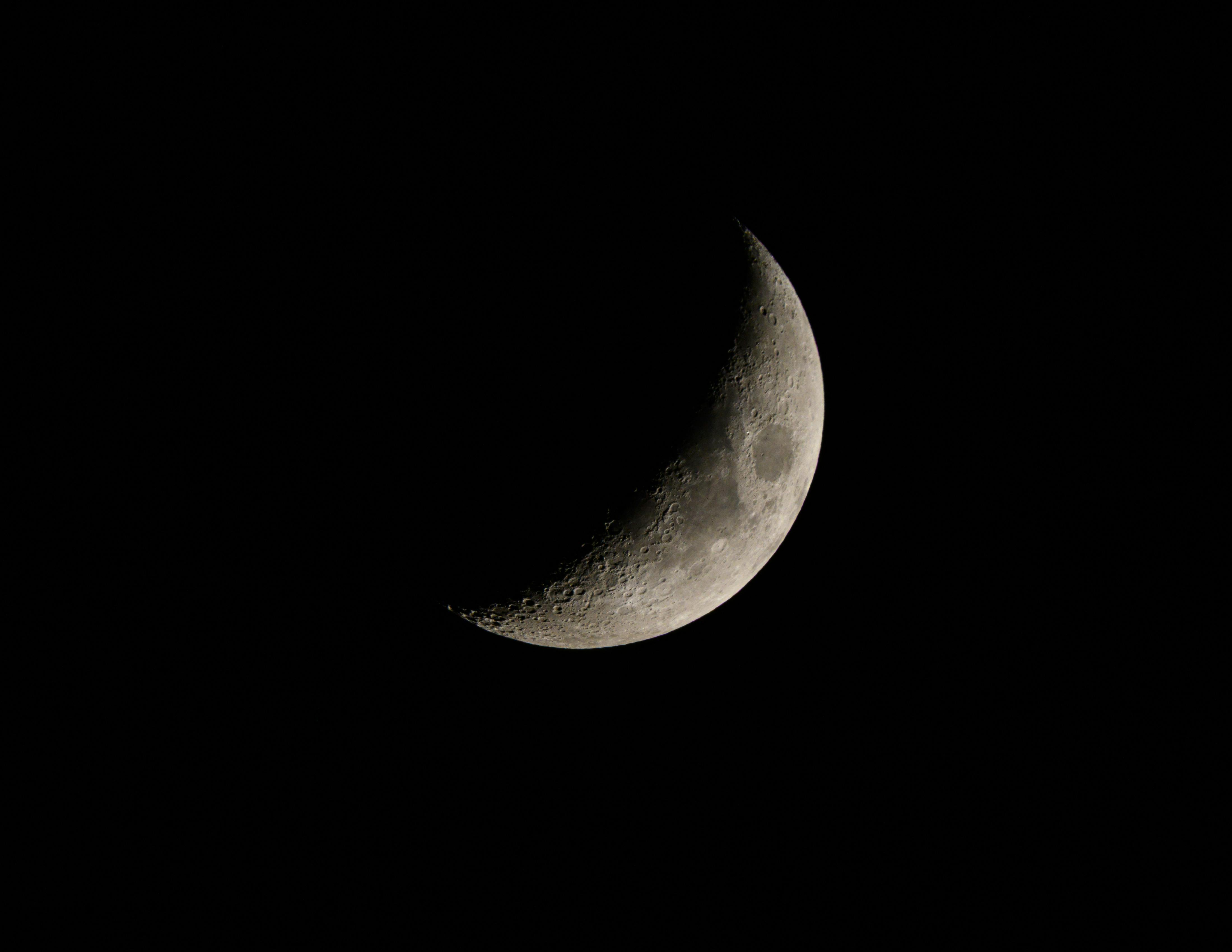 Crescent Moon Against the Night Sky · Free Stock Photo