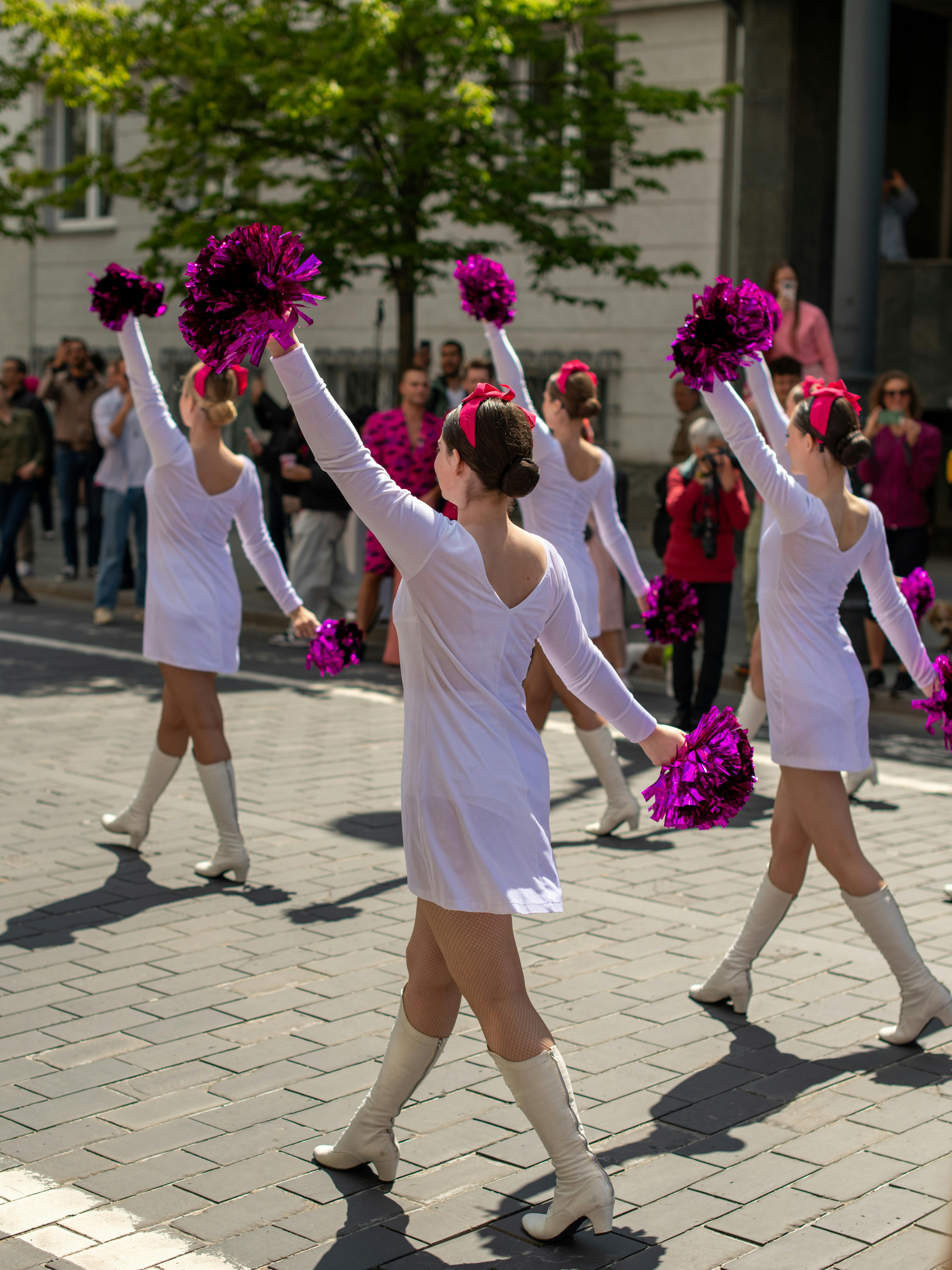 Modest Girls Are Dancing Photos, Download The BEST Free Modest Girls ...