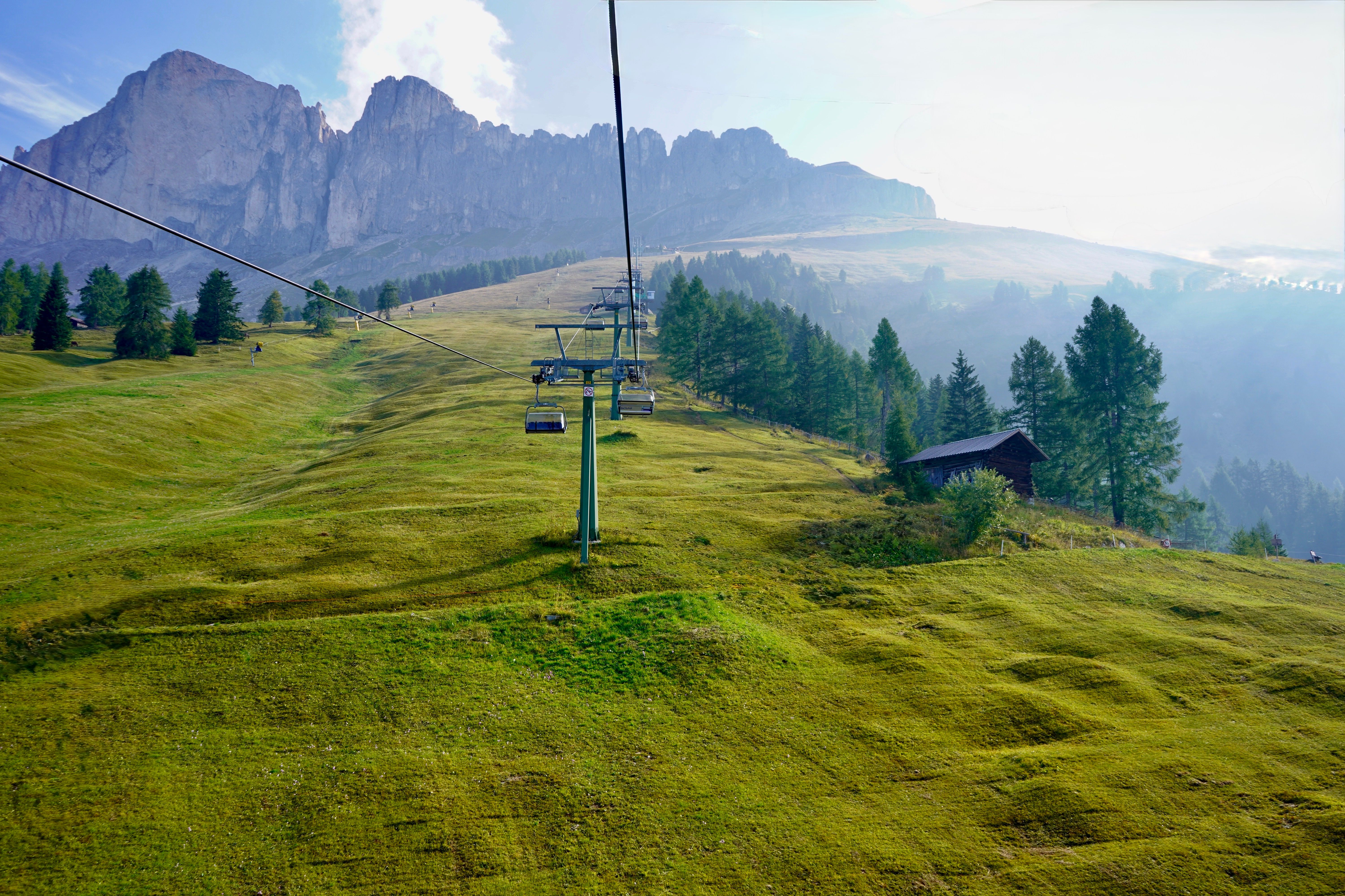 Scenic Cable Car Ride in the Italian Dolomites · Free Stock Photo