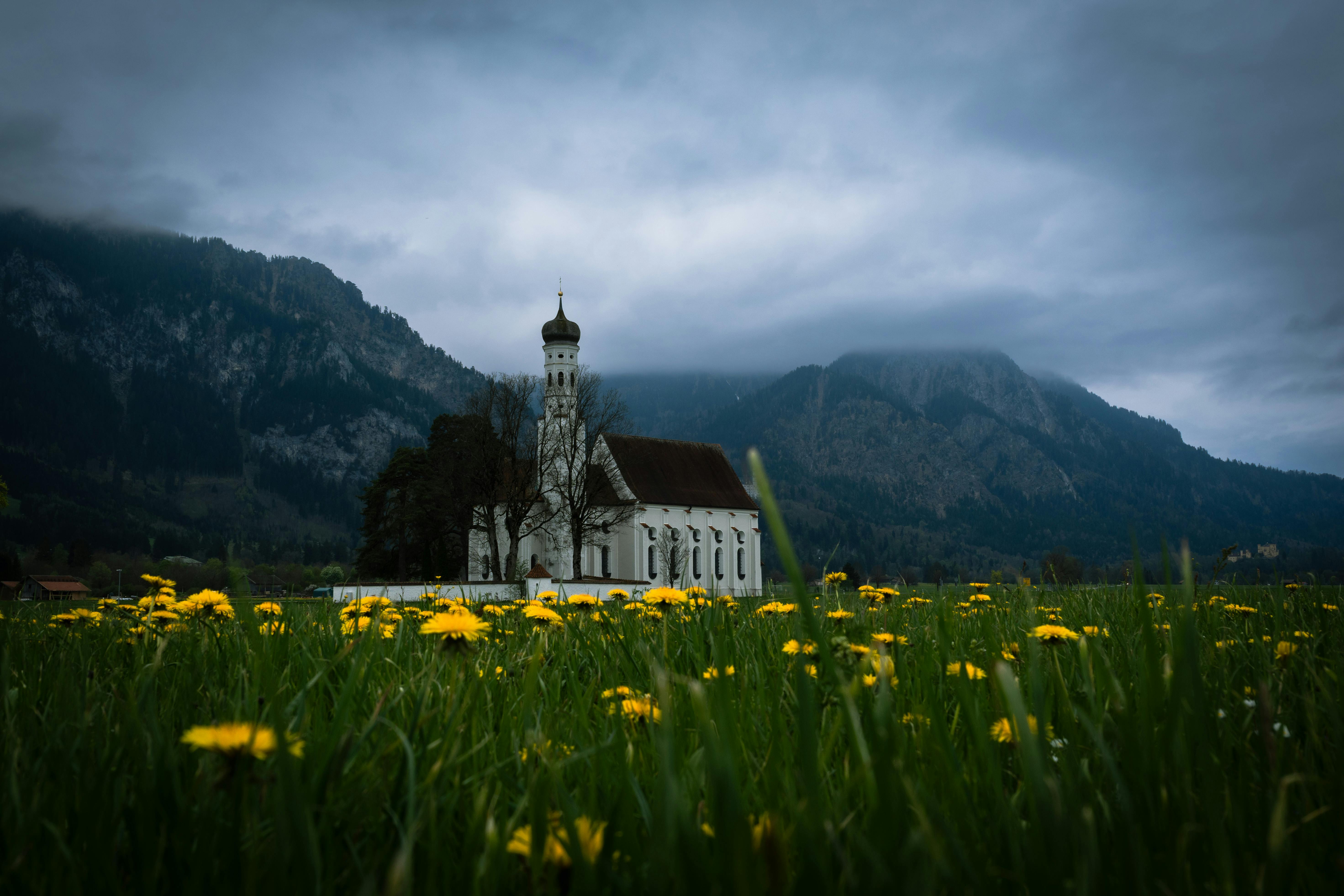 Dramatic Church in Lenggries Meadow · Free Stock Photo