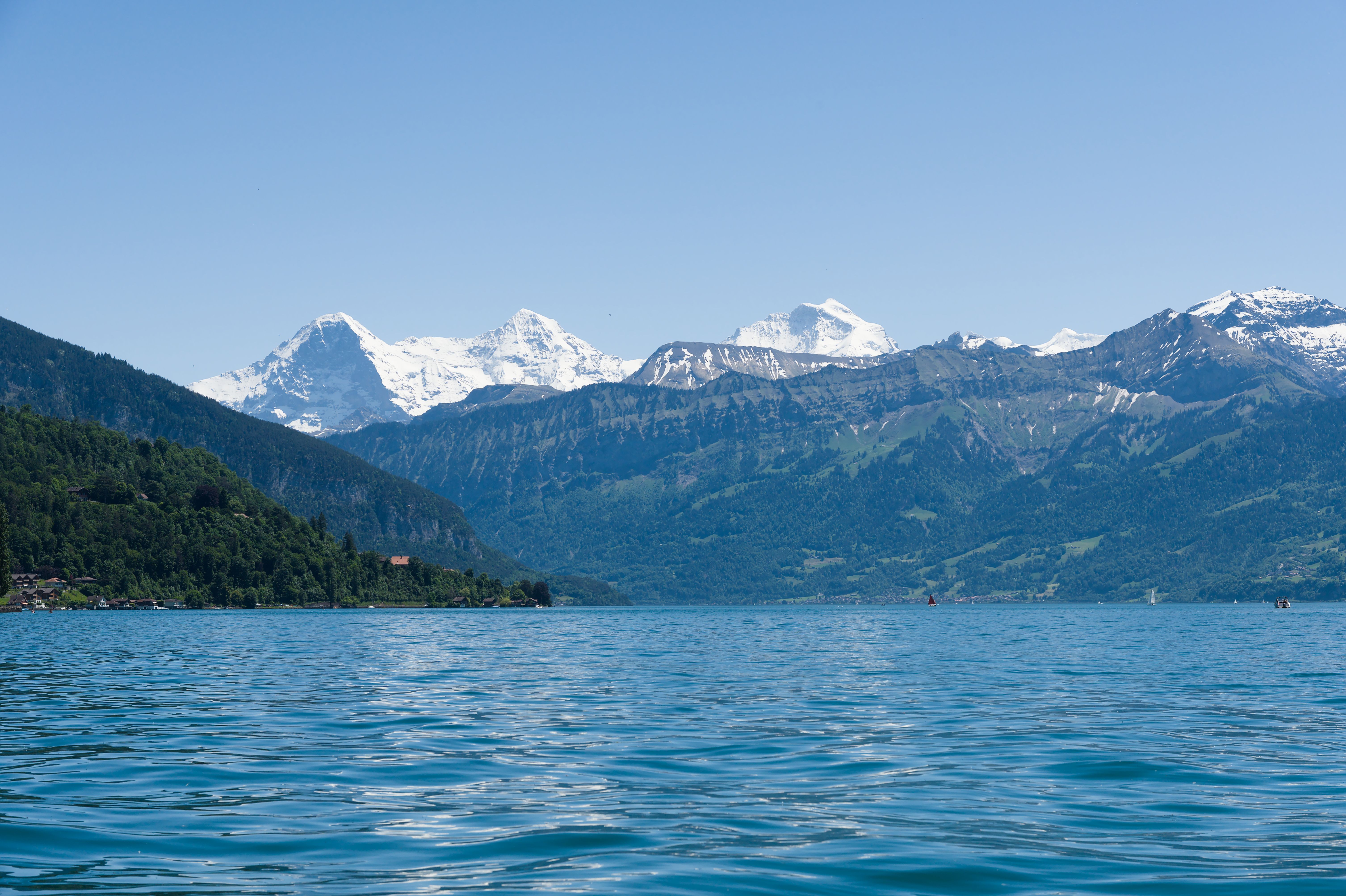 Stunning Lake and Mountain View in Interlaken, Switzerland · Free Stock ...