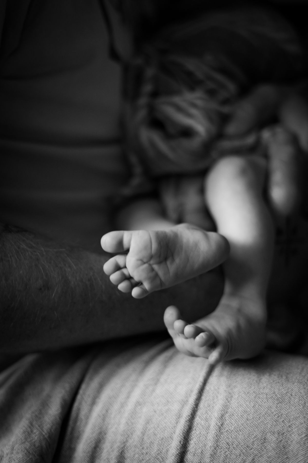 Sabrina+Carpenter+Feet+And+Toes Photos, Download The BEST Free Sabrina ...