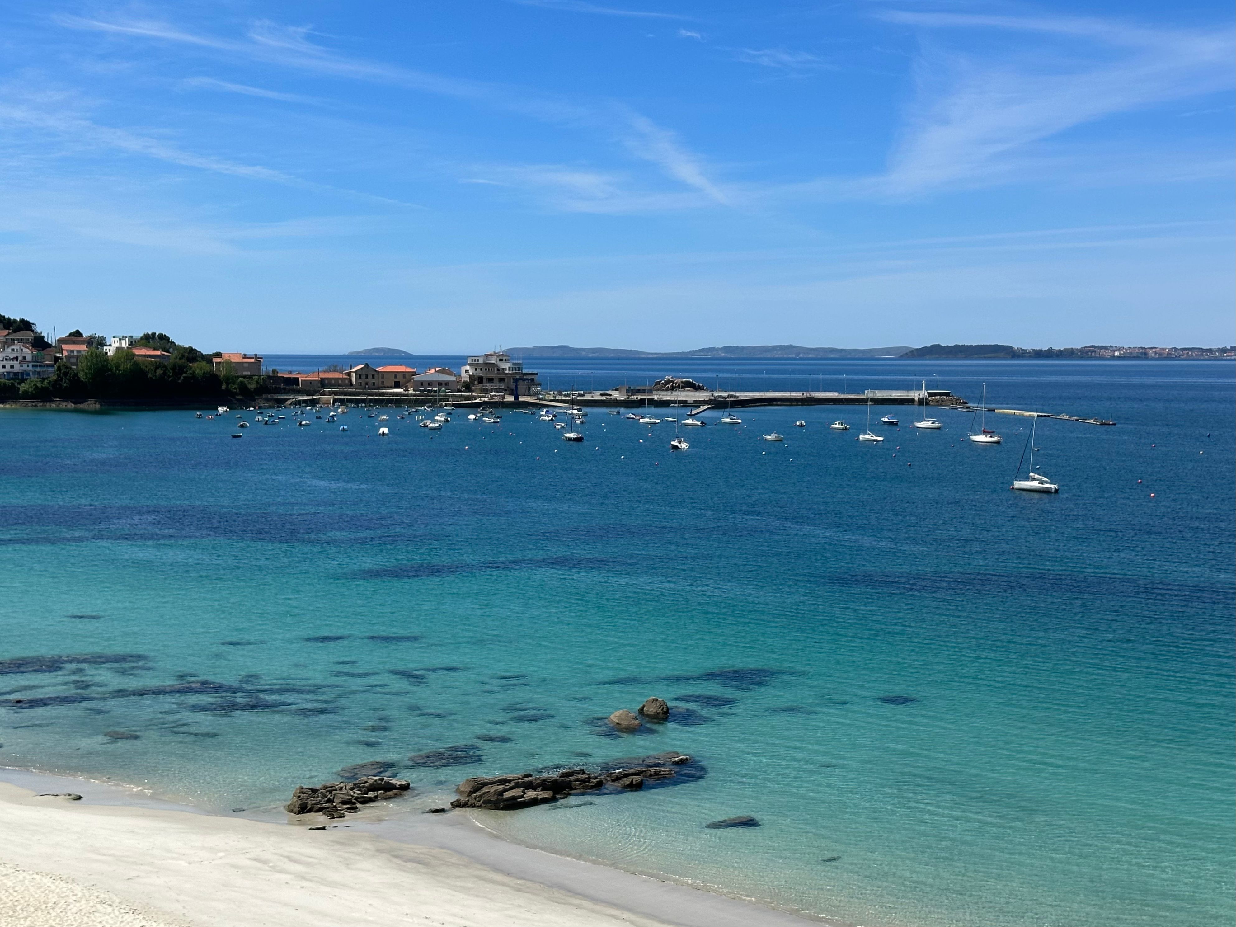 Beautiful Coastal View of Ría de Vigo, Spain · Free Stock Photo