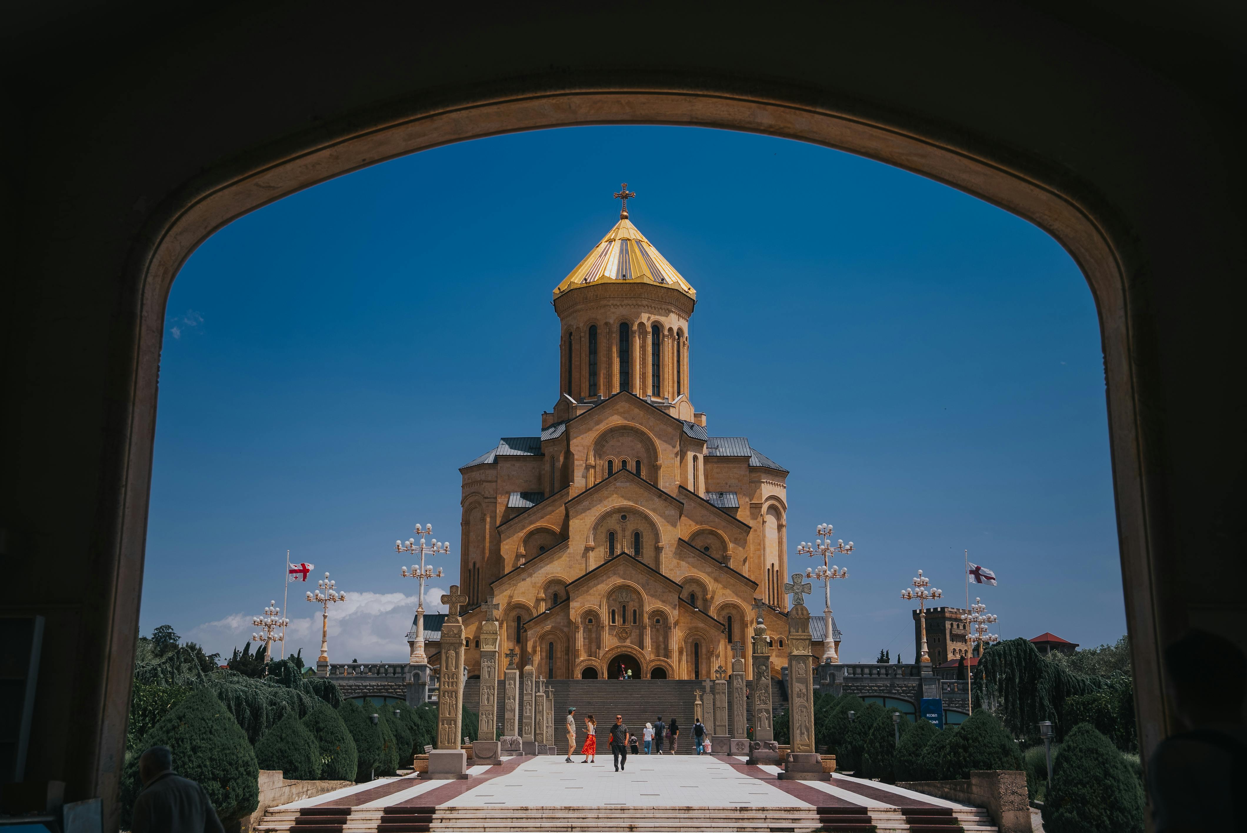 Holy Trinity Cathedral of Tbilisi in Architectural Frame · Free Stock Photo