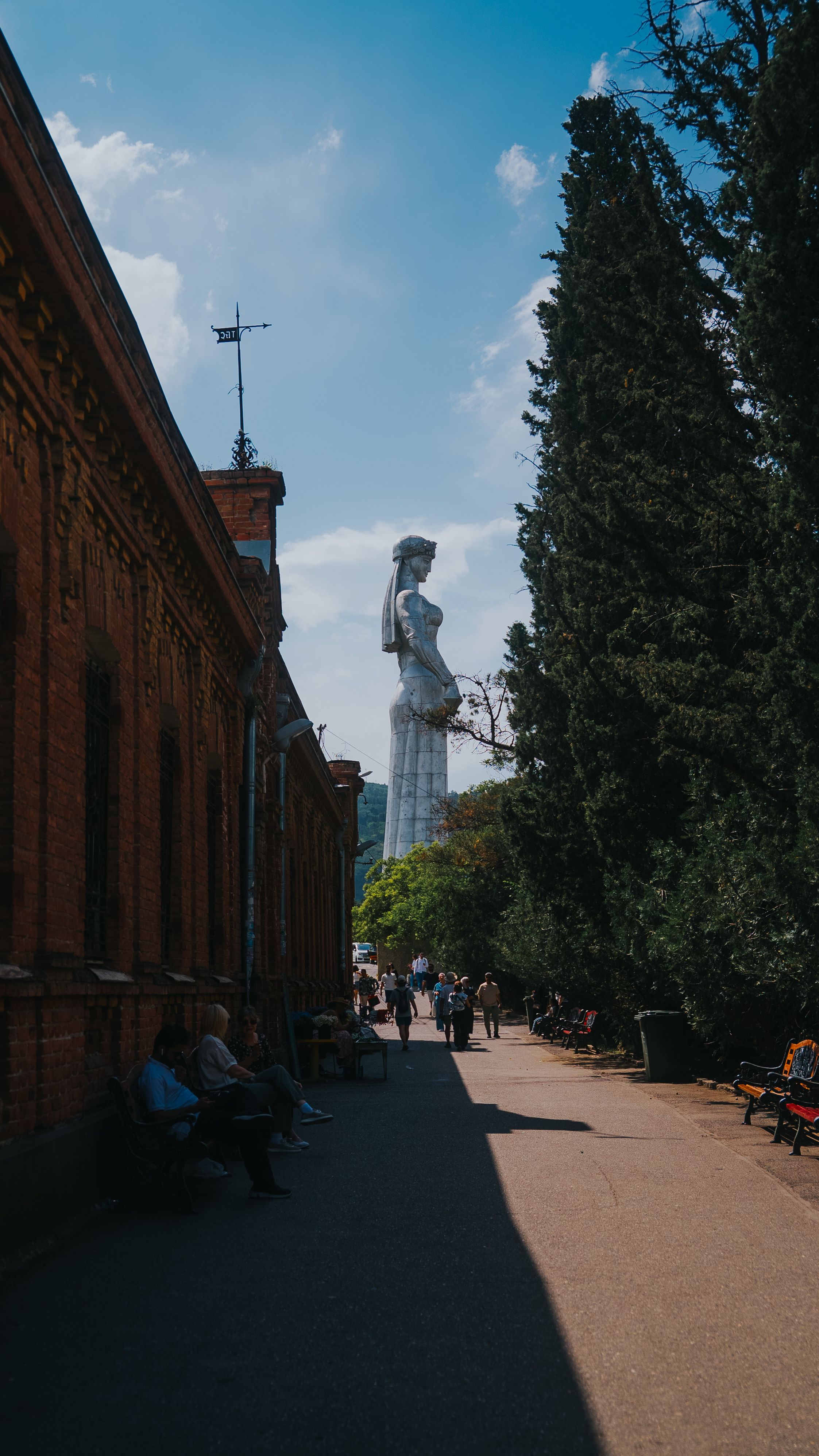 Majestic View of Mother of Georgia Statue in Tbilisi · Free Stock Photo