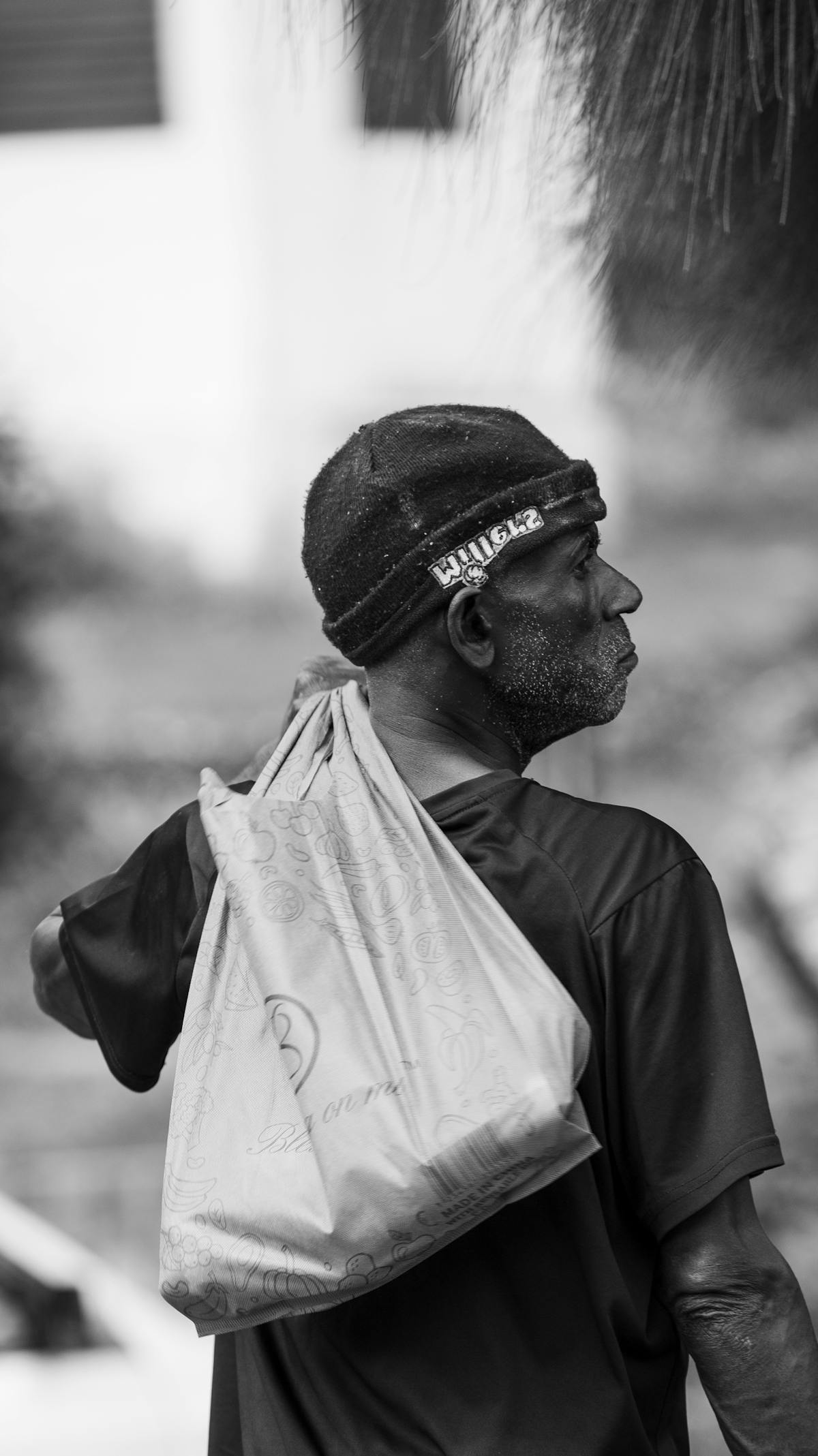 Homeless Man Photos, Download The BEST Free Homeless Man Stock Photos ...