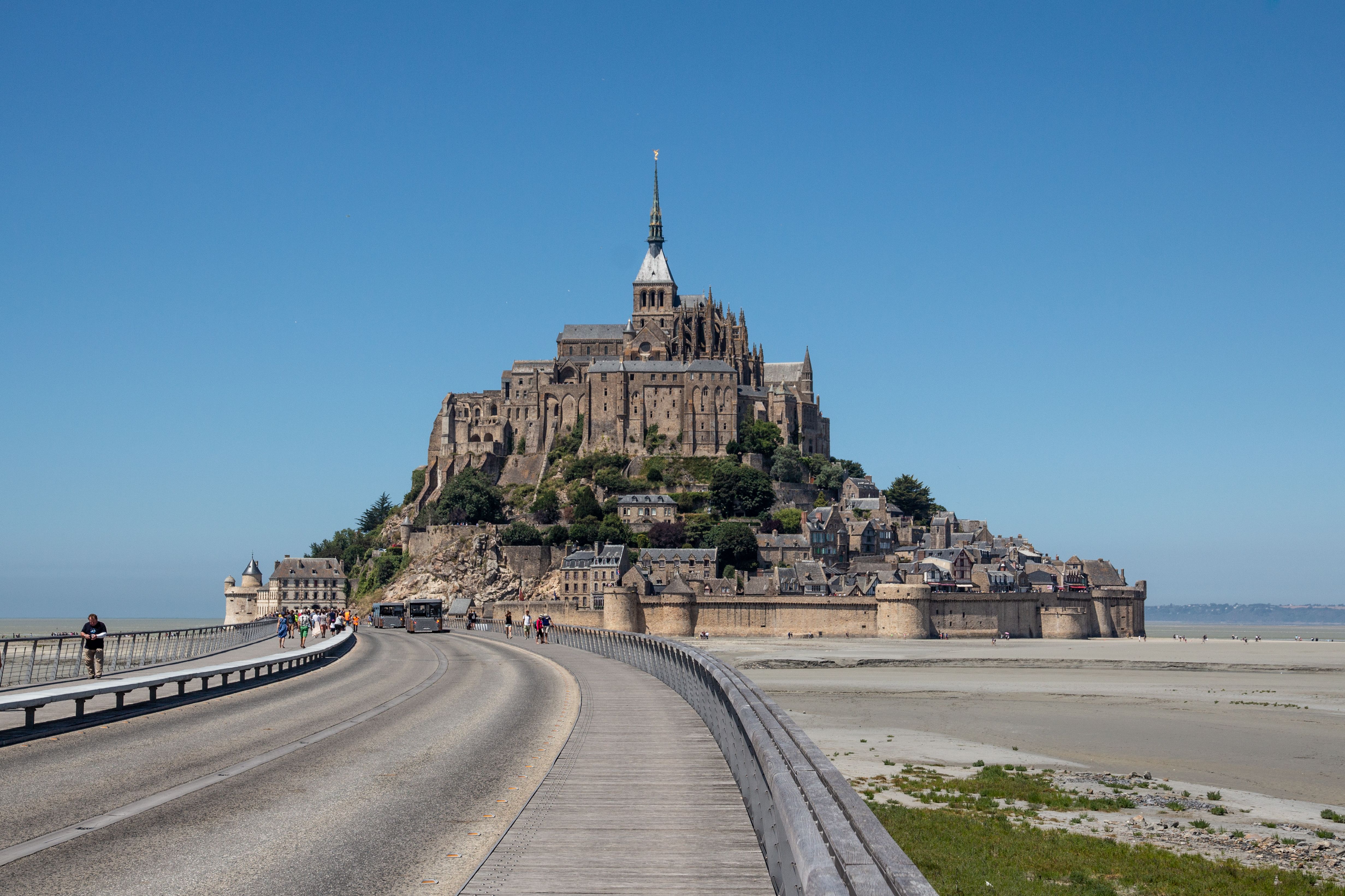 Stunning View of Mont Saint-Michel in Normandy · Free Stock Photo