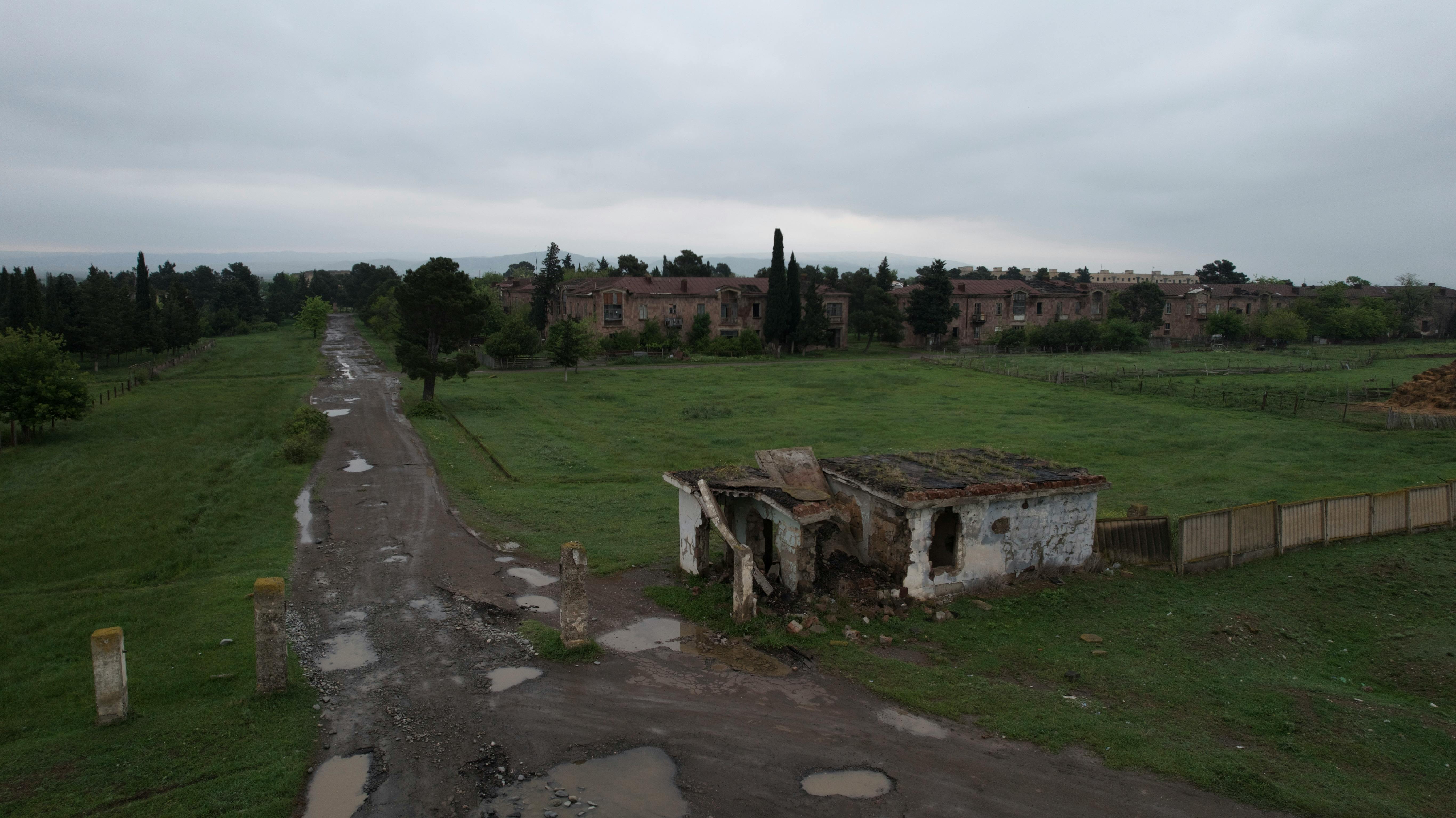 Storm Gin Photos, Download The BEST Free Storm Gin Stock Photos & HD Images