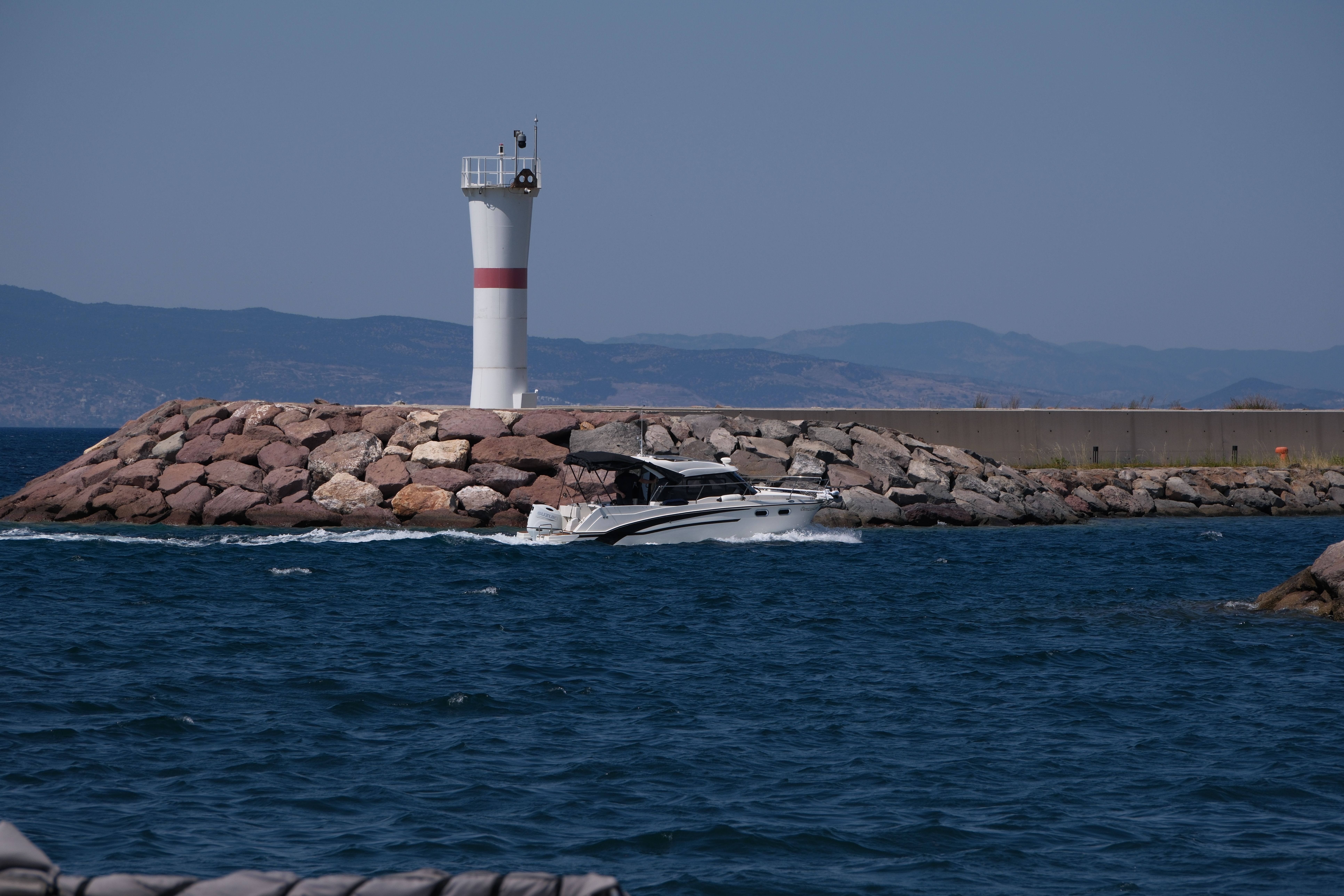 Rocking Boat In Sea Photos, Download The BEST Free Rocking Boat In Sea ...