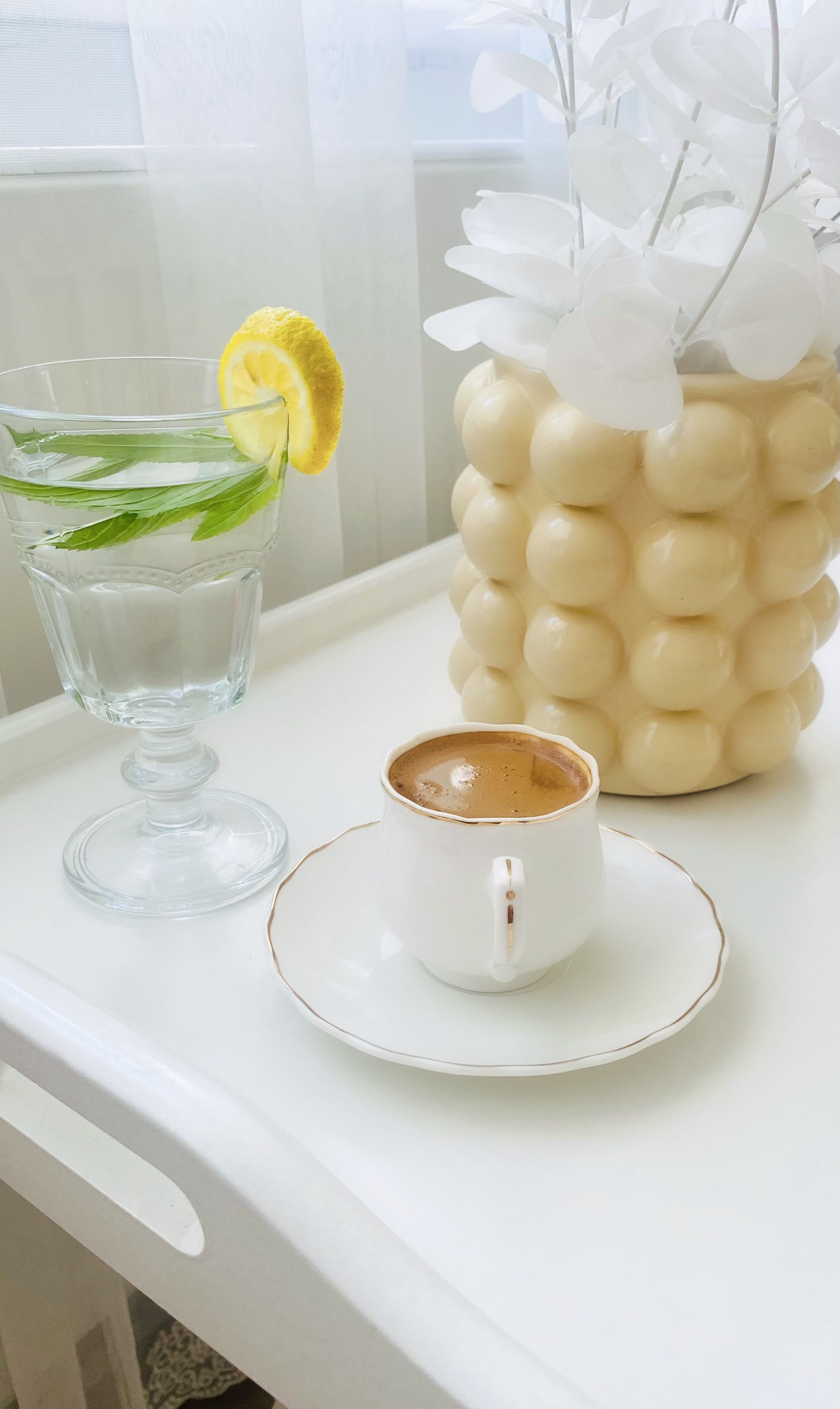 Home Decor With Table Photos, Download The BEST Free Home Decor With ...