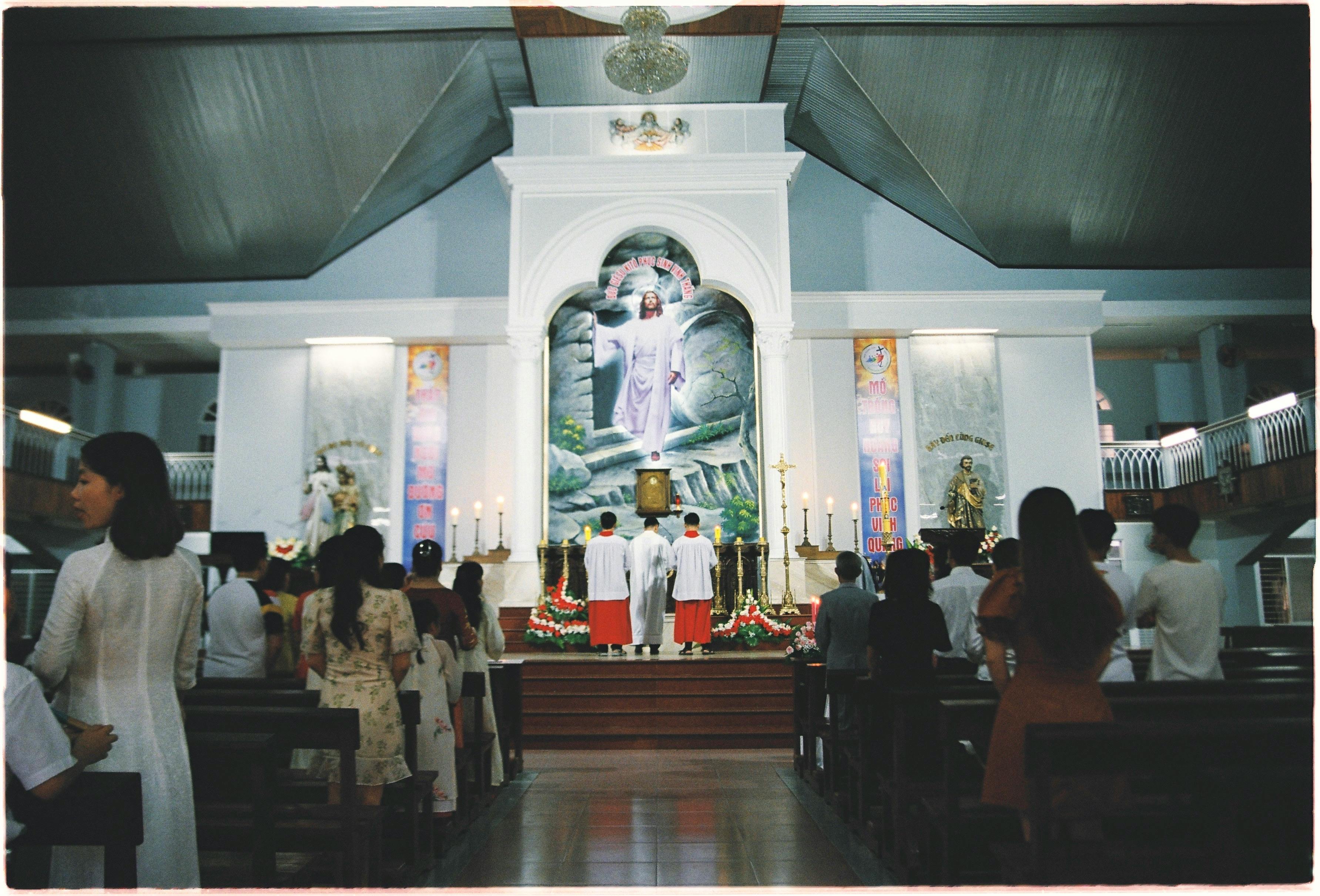 Songs And Praises To God In Church Photos, Download The BEST Free Songs ...