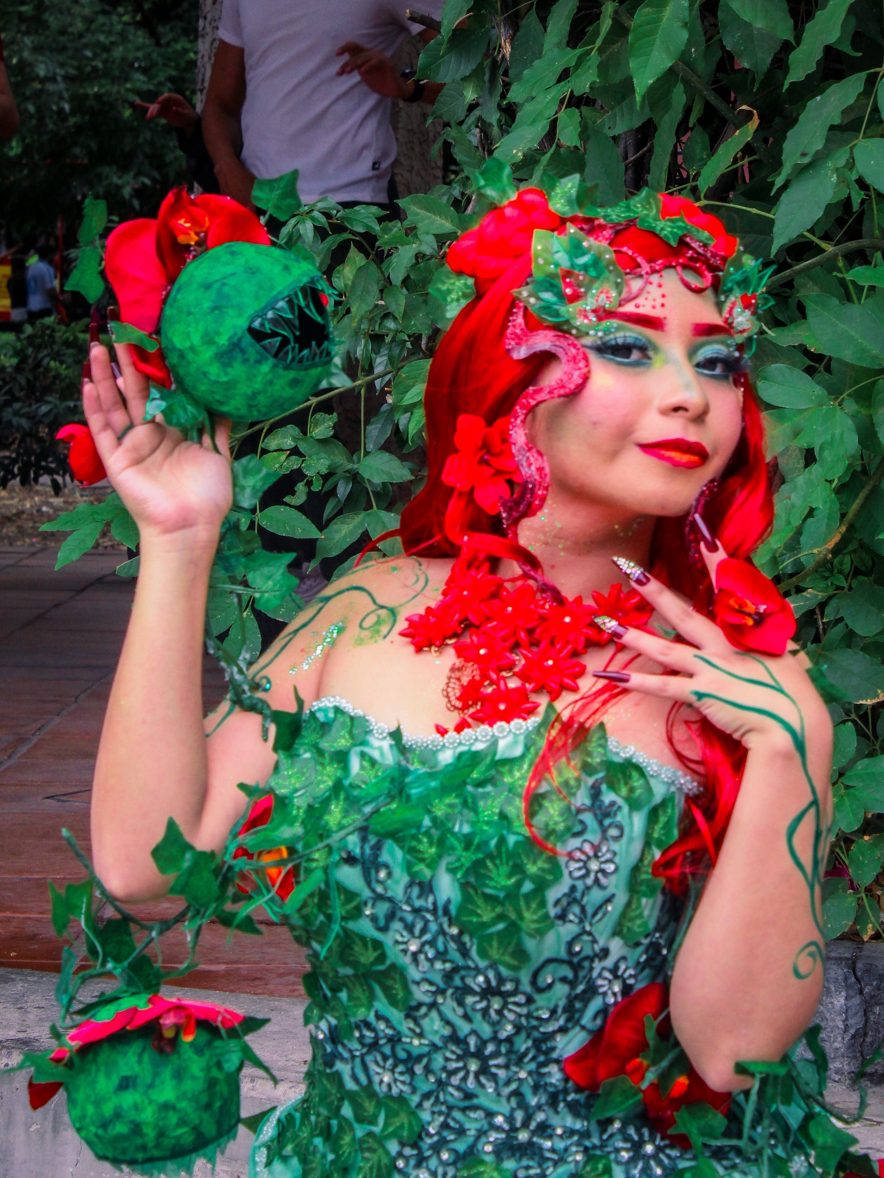 Vibrant Fantasy Cosplay in Lush Greenery · Free Stock Photo