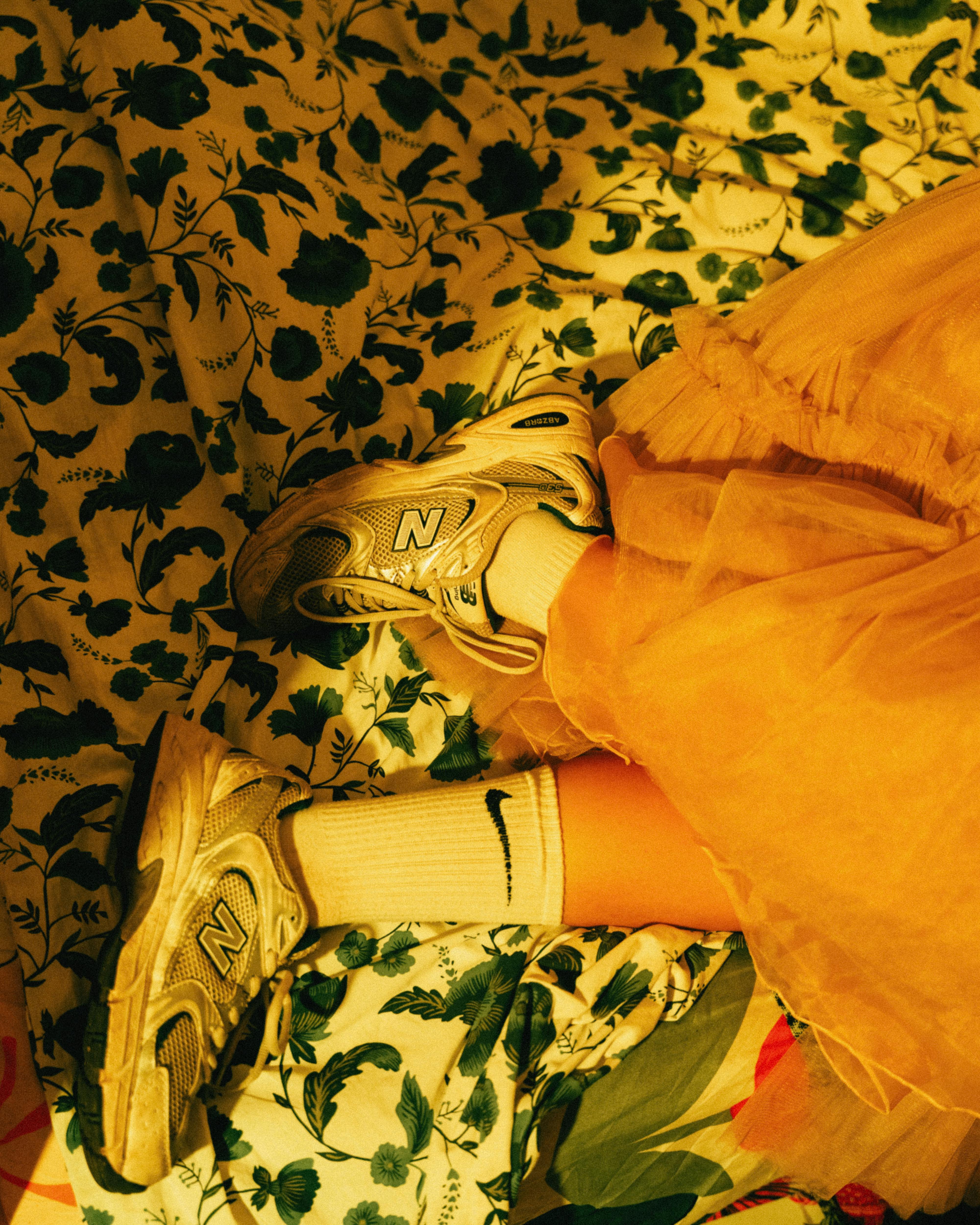 Feet Shot Photos, Download The BEST Free Feet Shot Stock Photos & HD Images