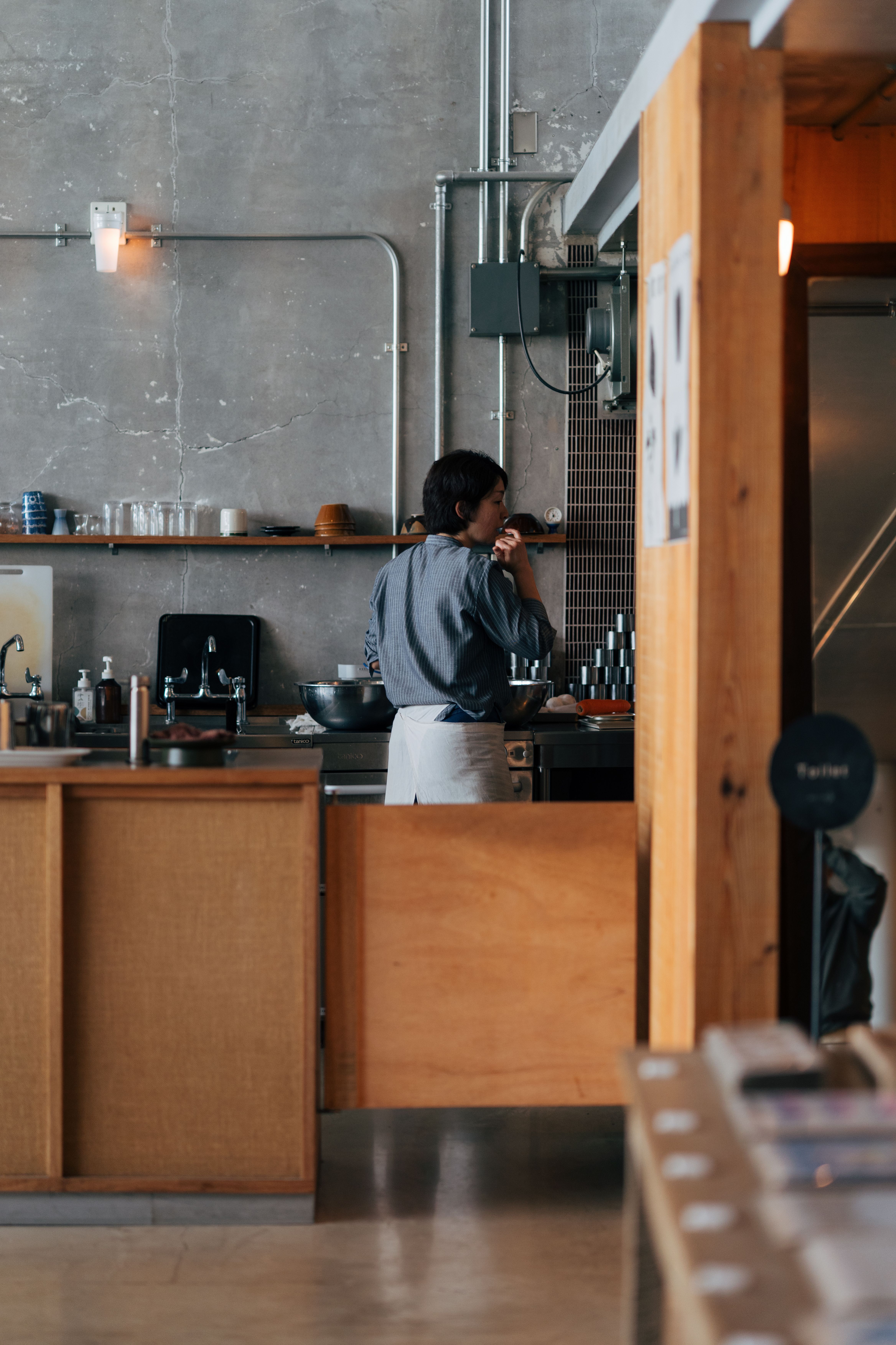Barista Making Coffee in Yokosuka Café · Free Stock Photo