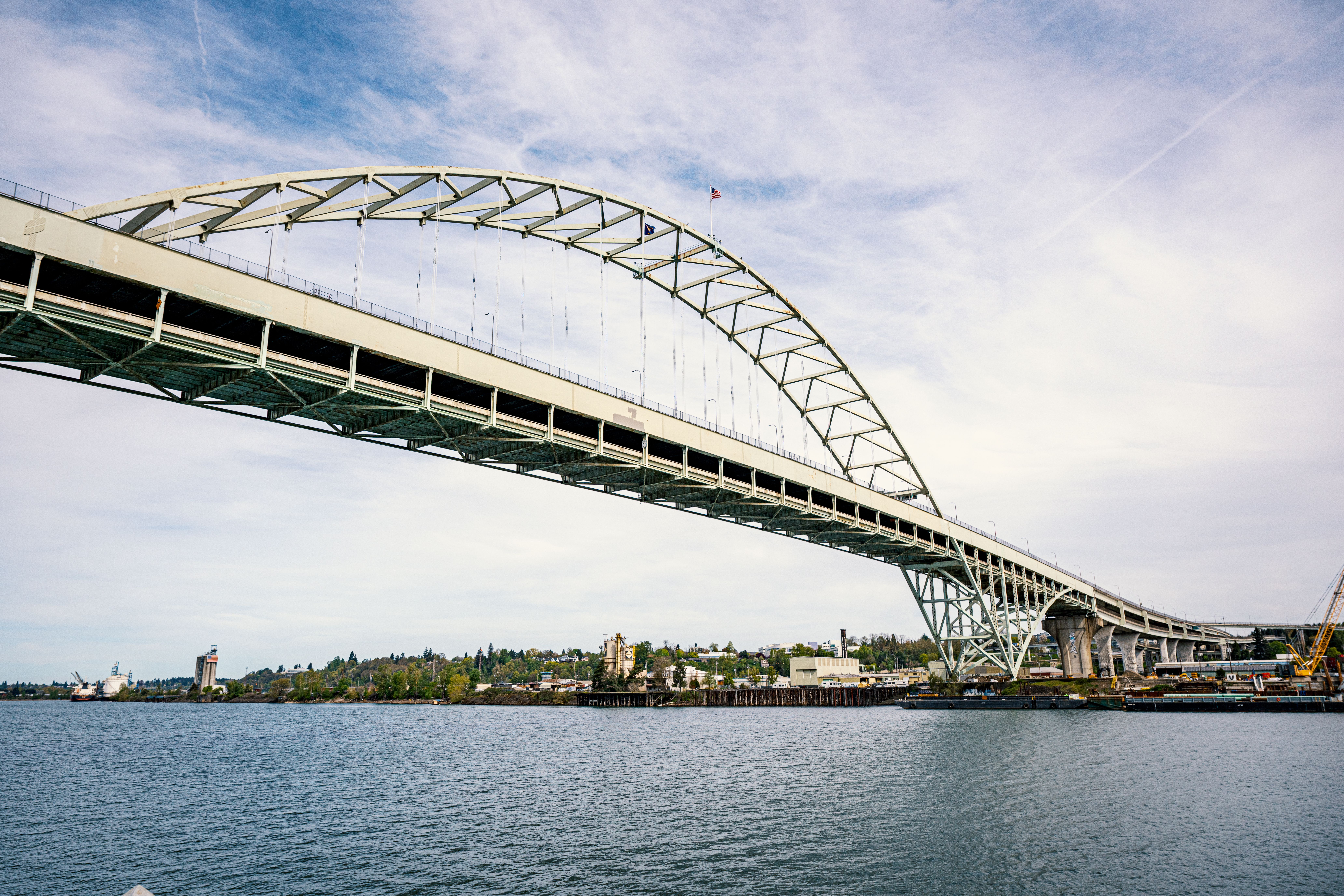 Fremont Bridge in Portland, Oregon Over River · Free Stock Photo