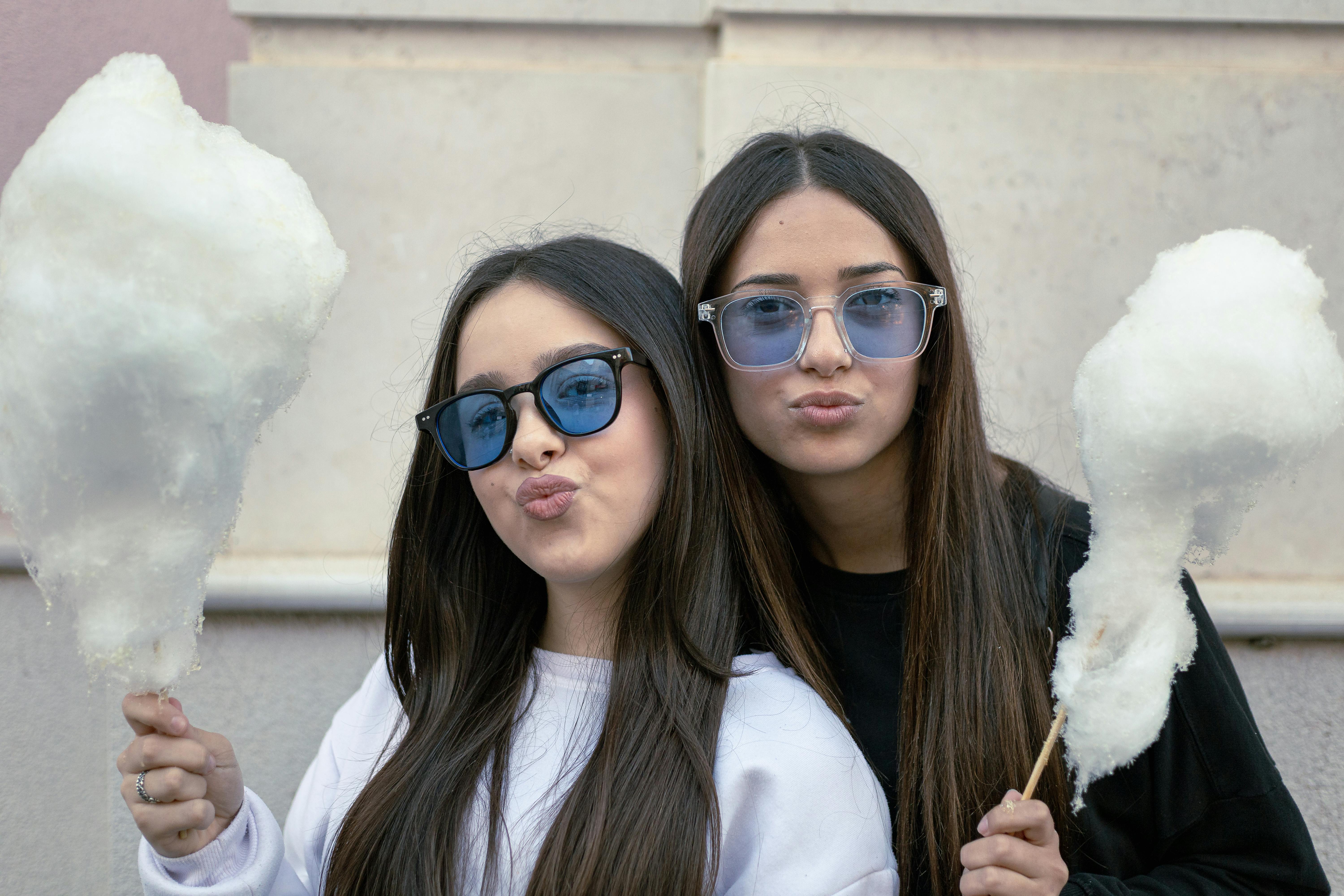 Brd+Teen+Gal Photos, Download The BEST Free Brd+Teen+Gal Stock Photos ...