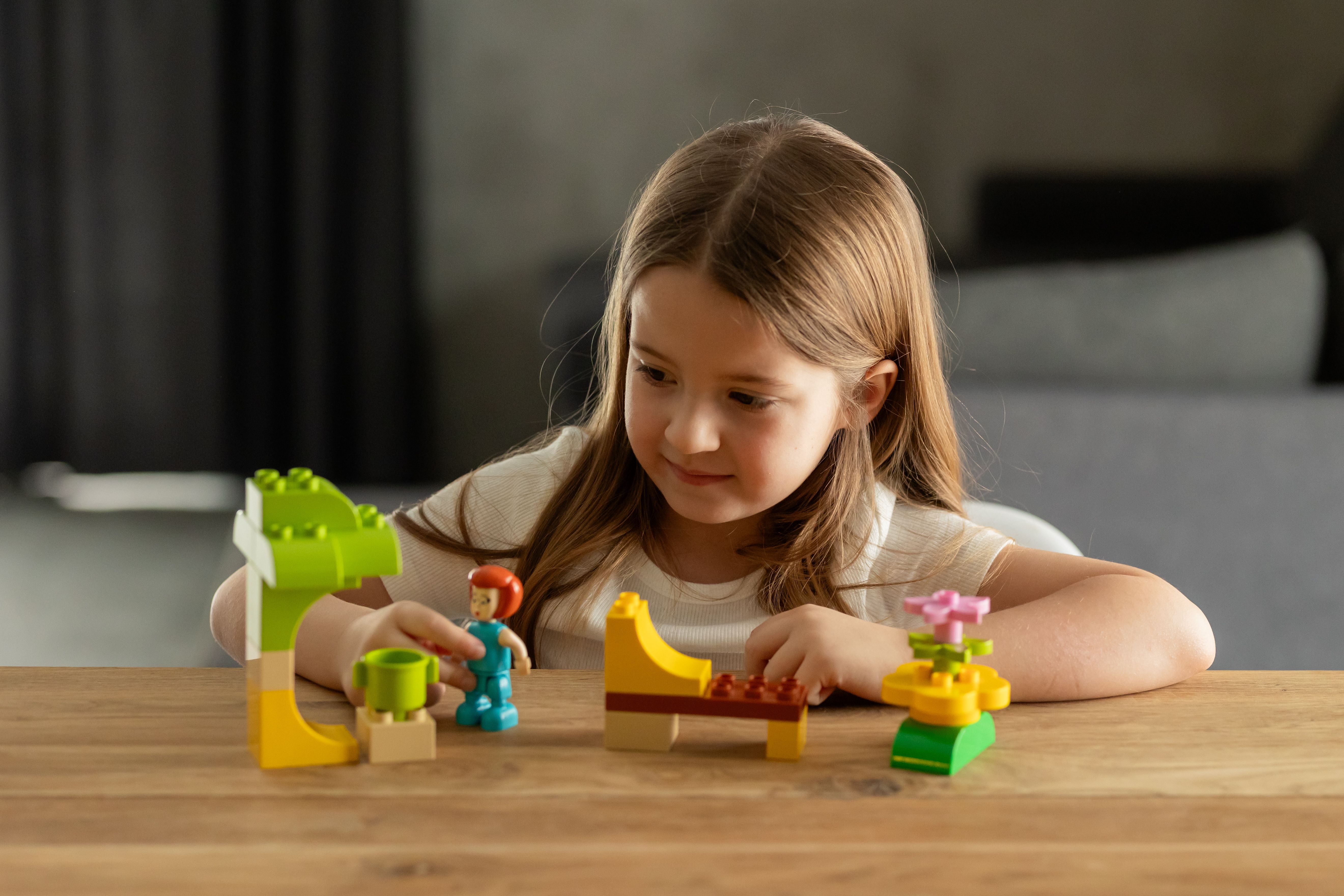 Lego Builders Photos, Download The BEST Free Lego Builders Stock Photos ...