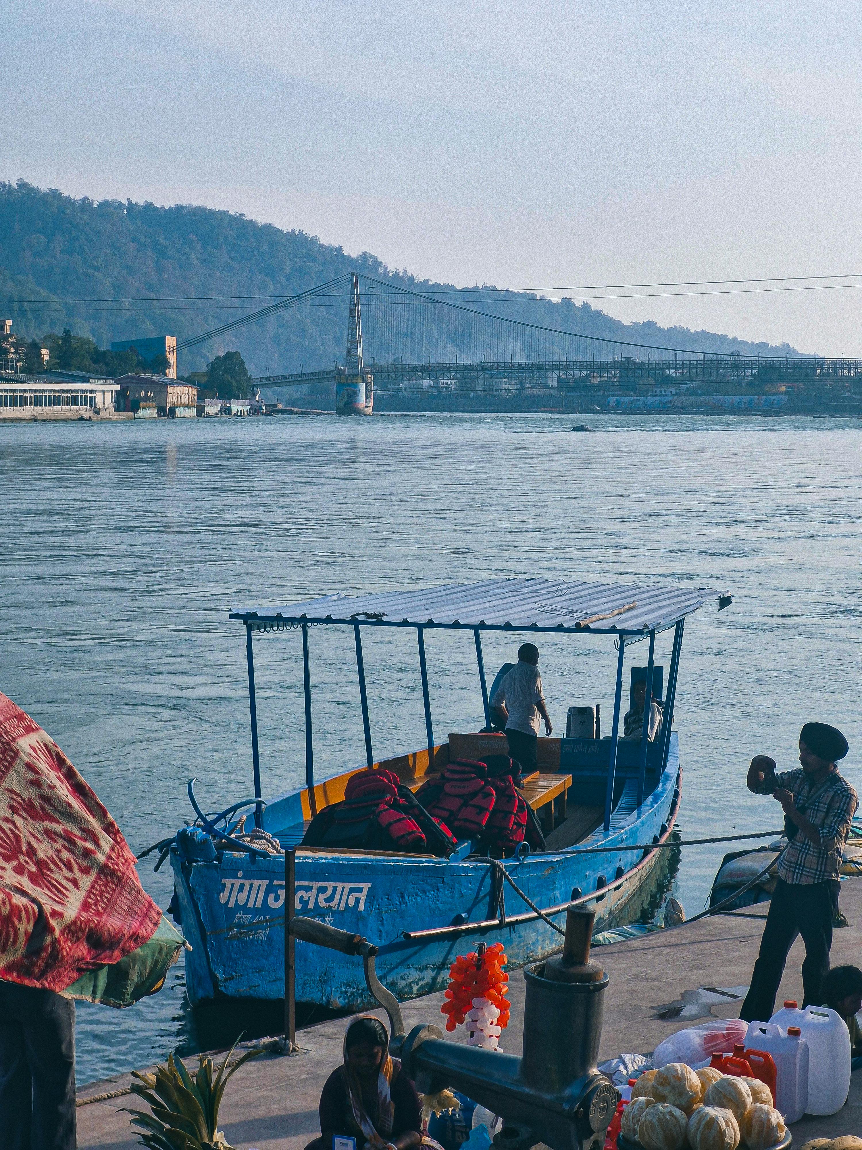 Picturesque River Scene in Rishikesh, Uttarakhand · Free Stock Photo