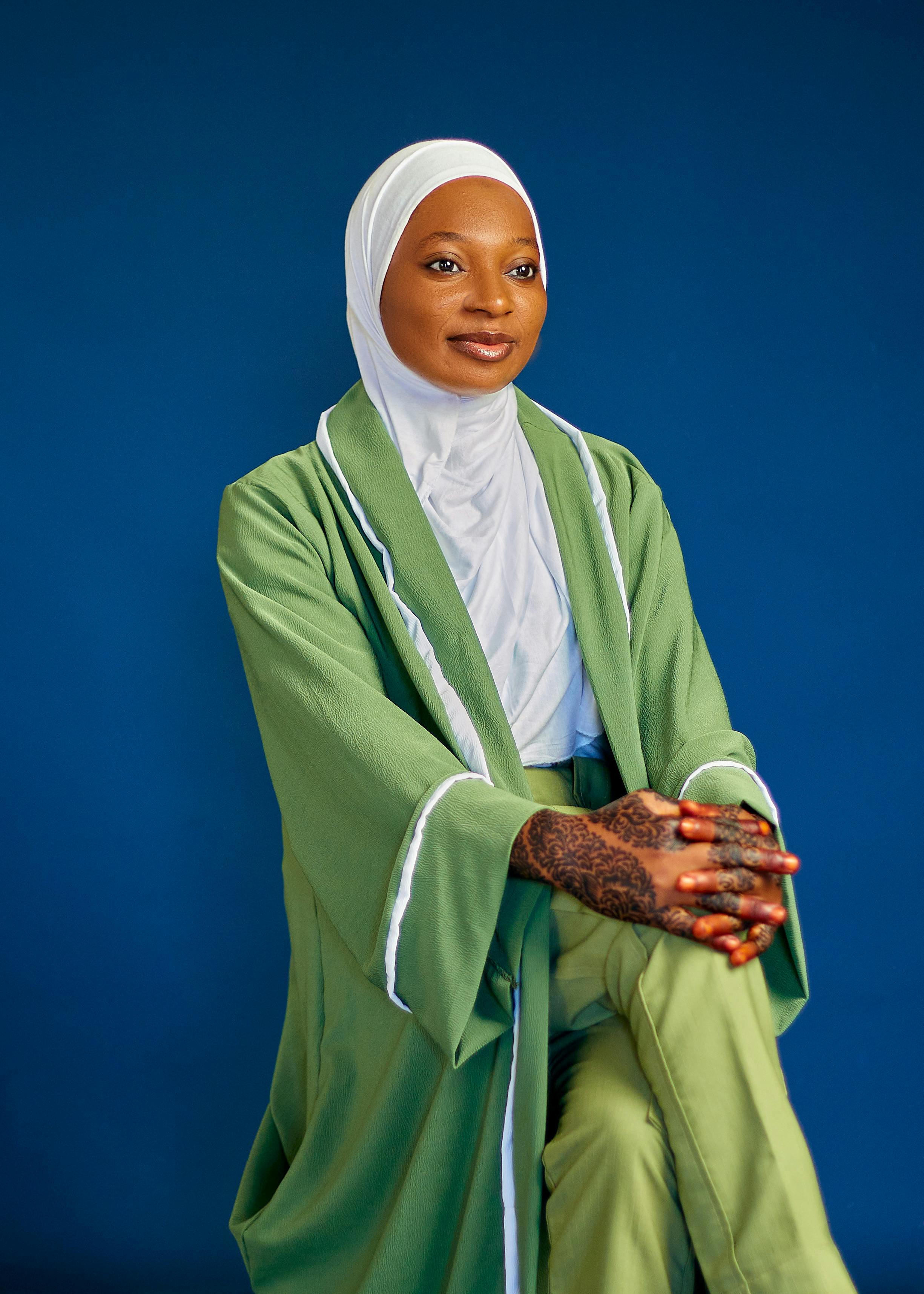 Diverse Blue Collar Staff Photos, Download The BEST Free Diverse Blue ...