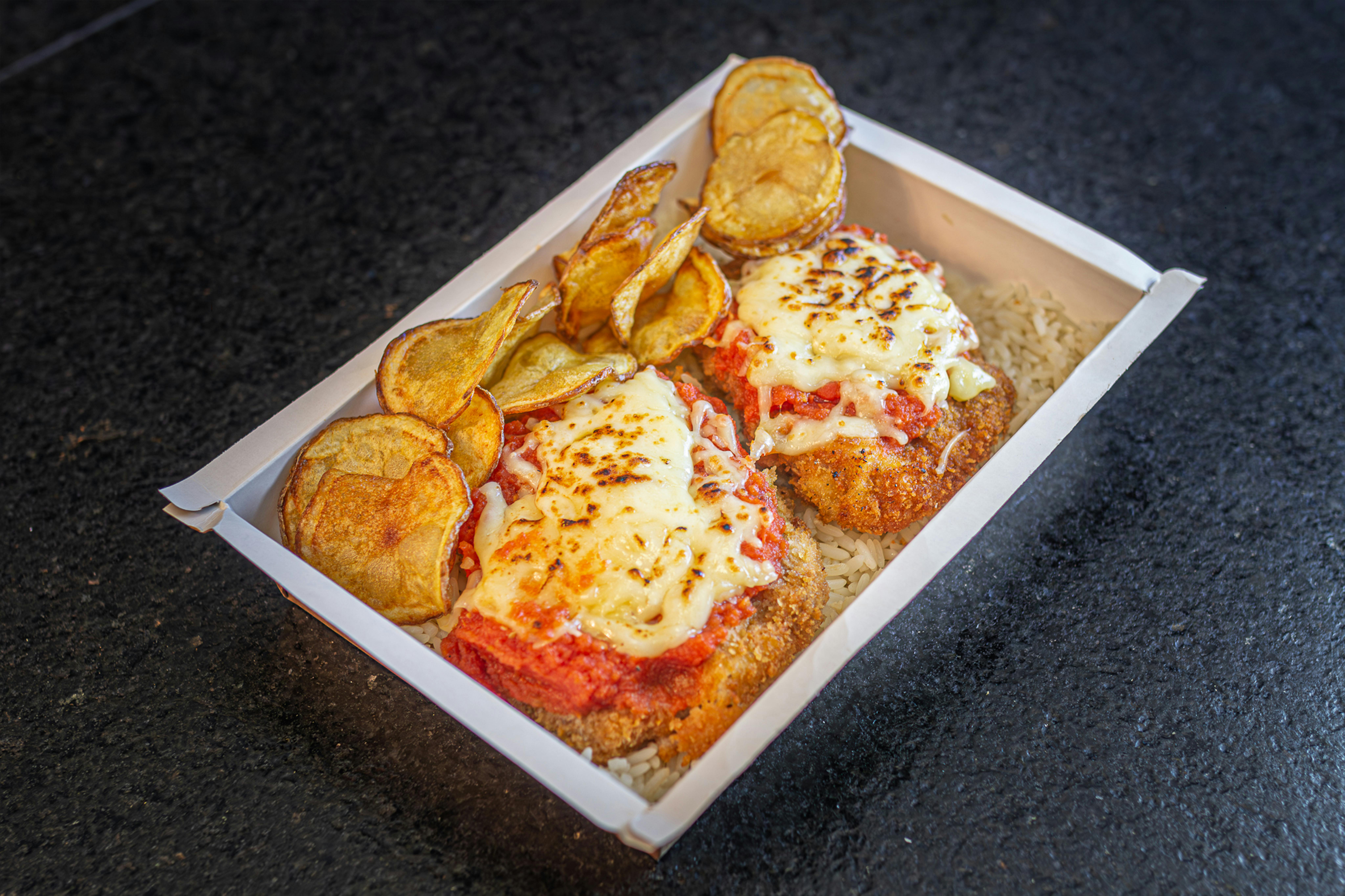 Delicious Brazilian Chicken Parmigiana with Chips · Free Stock Photo