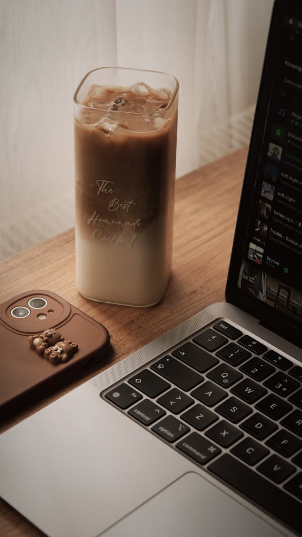 Laptop Dp Photos, Download The BEST Free Laptop Dp Stock Photos & HD Images