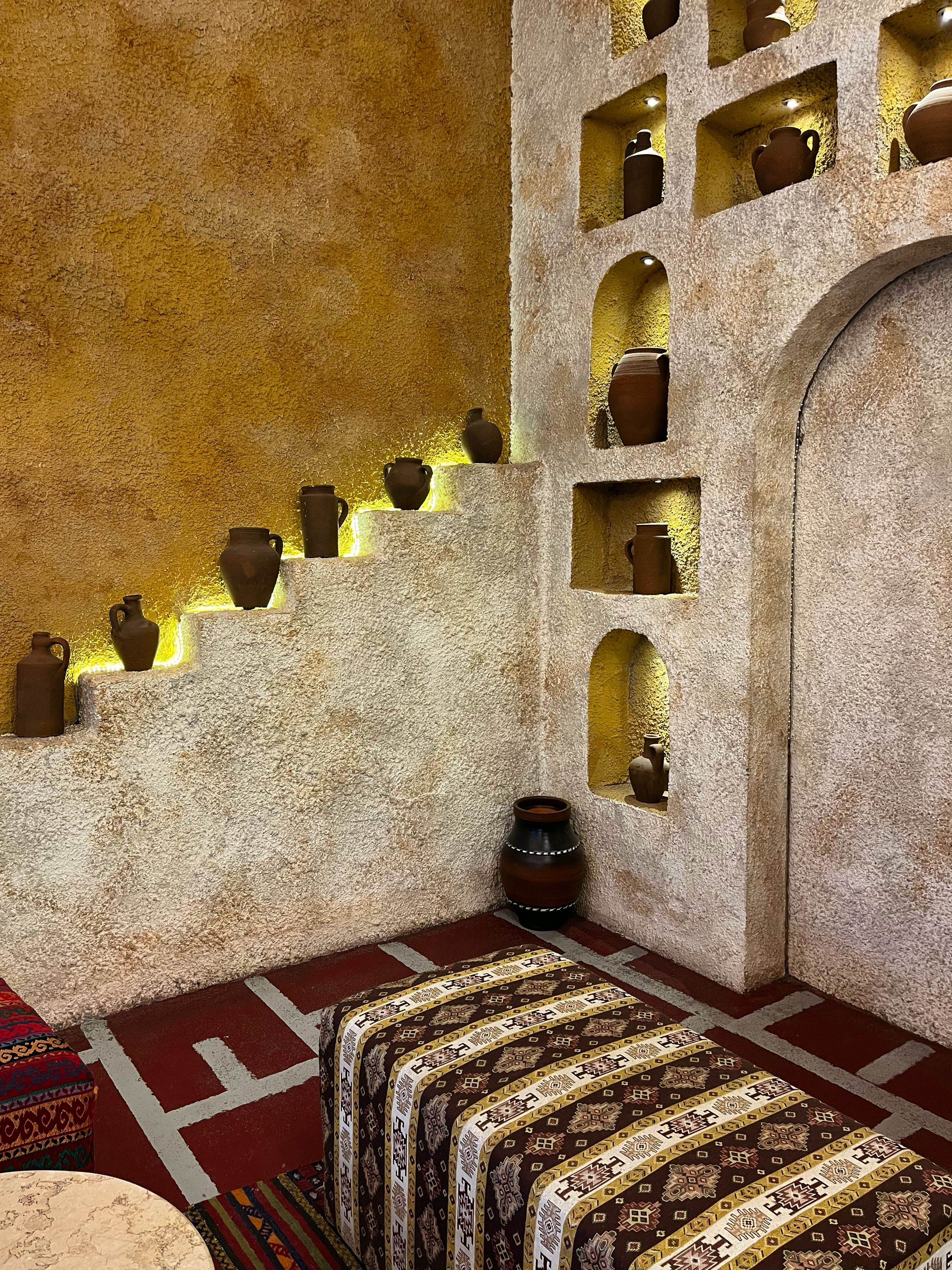 Traditional Middle Eastern Interior Design with Pottery · Free Stock Photo
