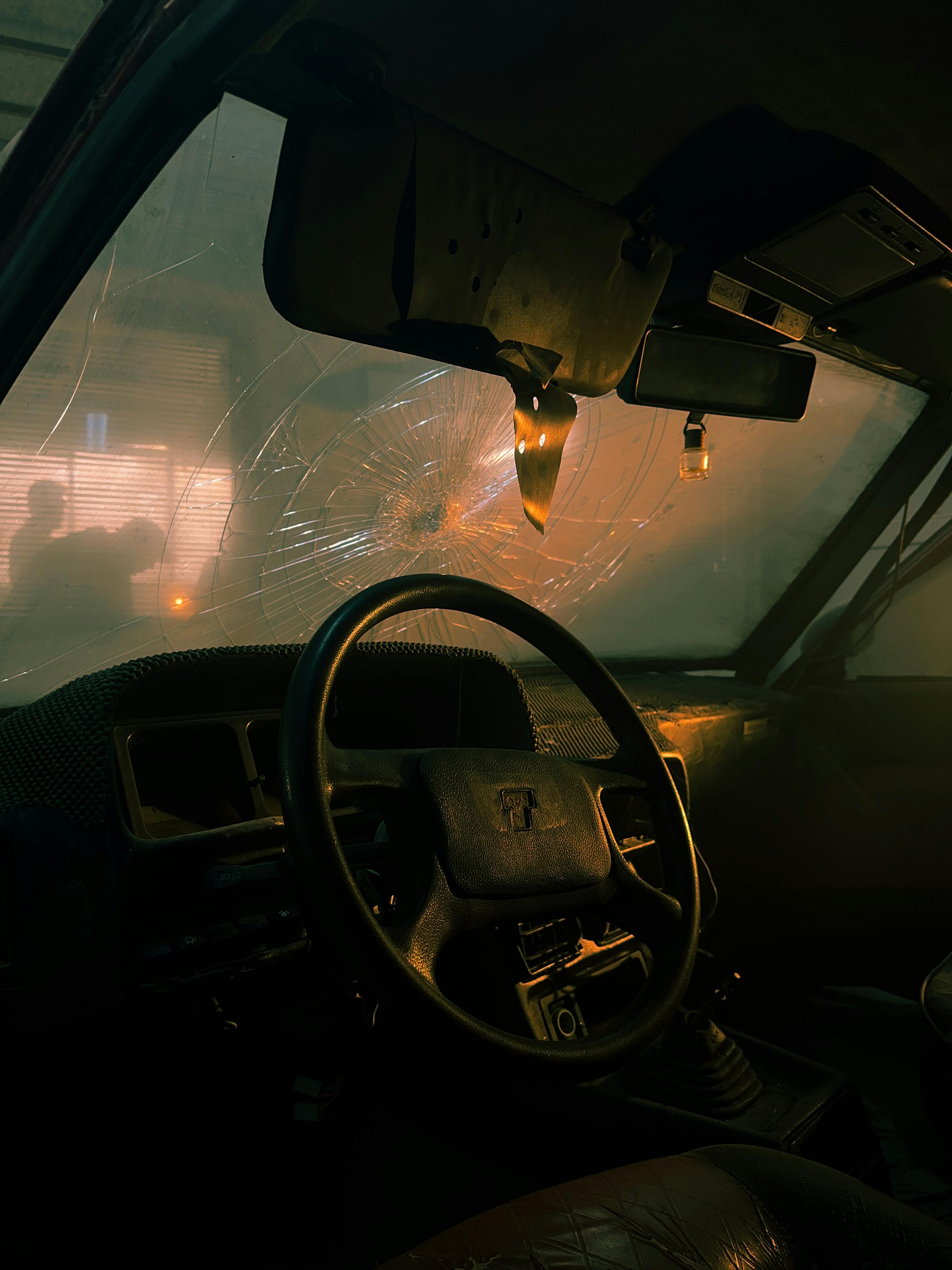 Car Accident Cartoon Photos, Download The BEST Free Car Accident ...