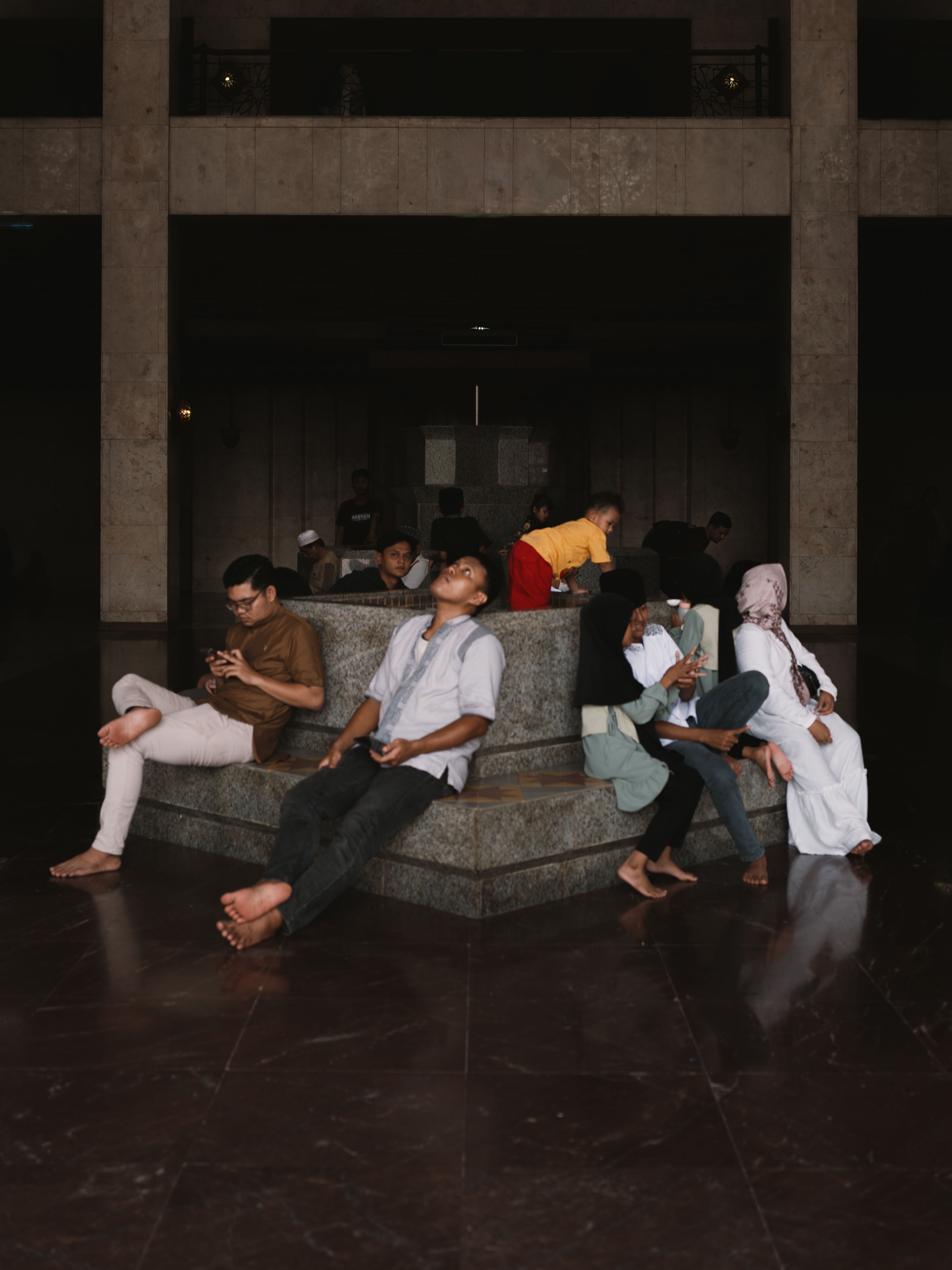 Barefoot Indoors Photos, Download The BEST Free Barefoot Indoors Stock ...