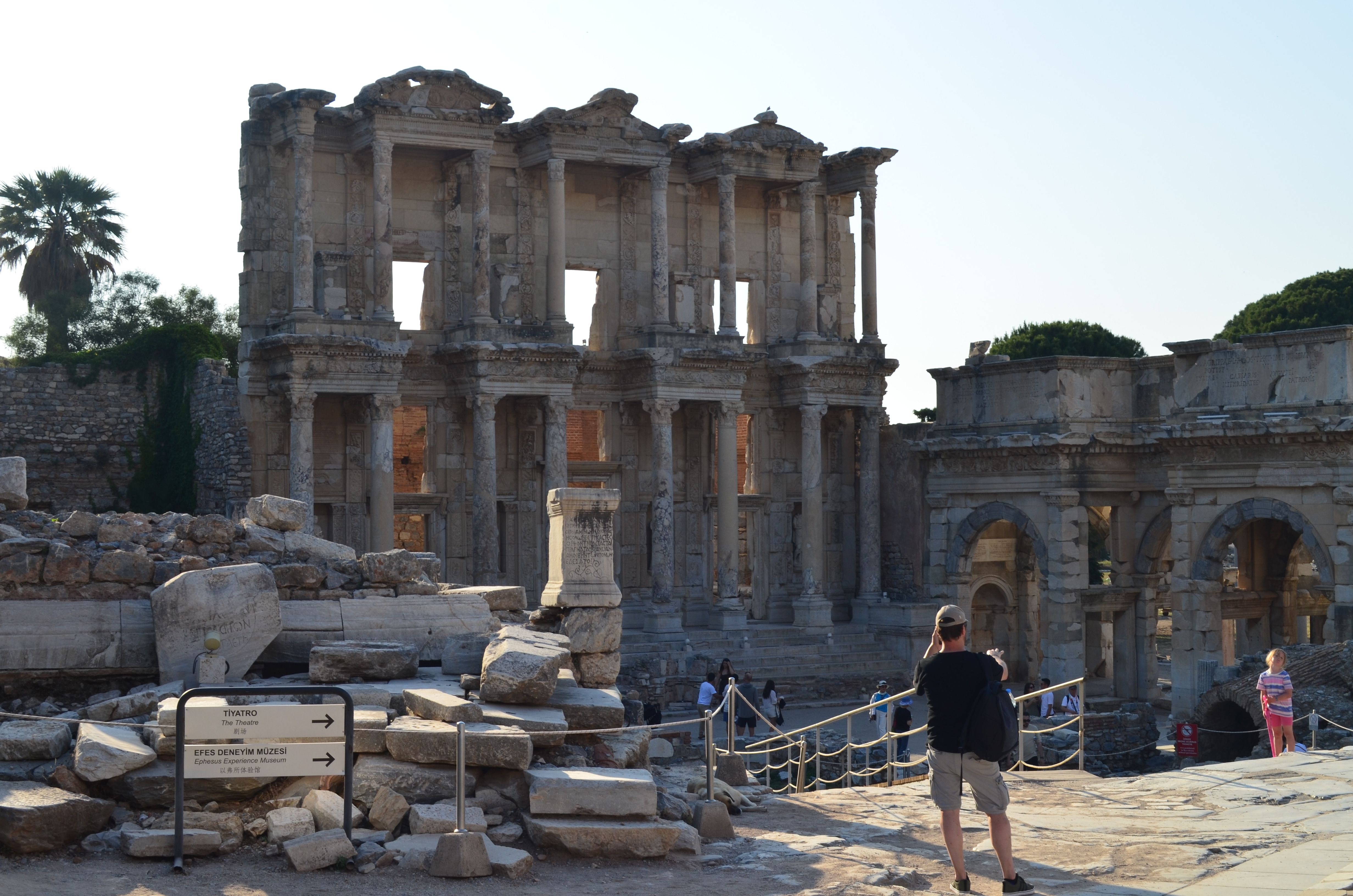 Historic Celsus Library at Ephesus, Turkey · Free Stock Photo