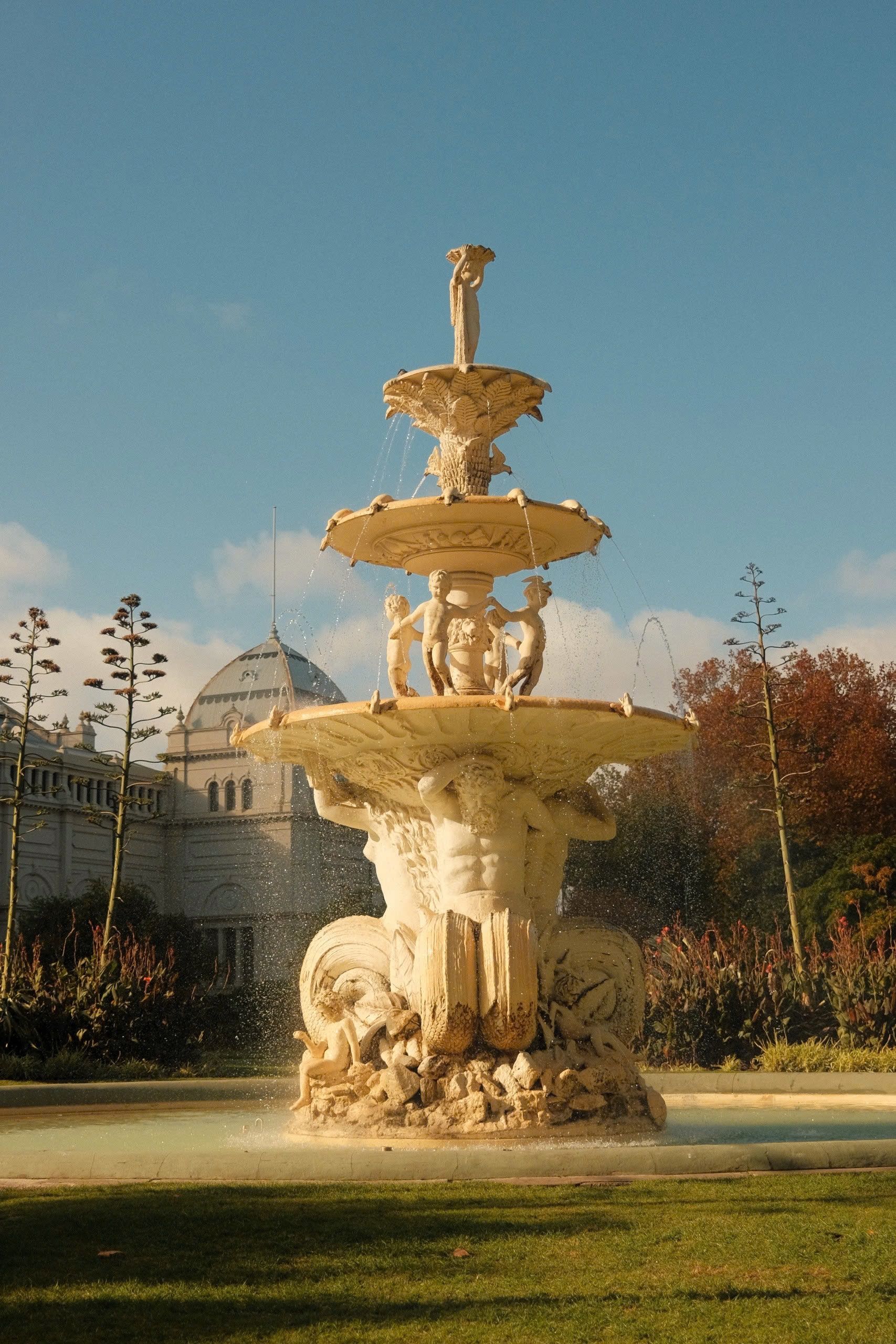 Historic Fountain in Christchurch, New Zealand · Free Stock Photo