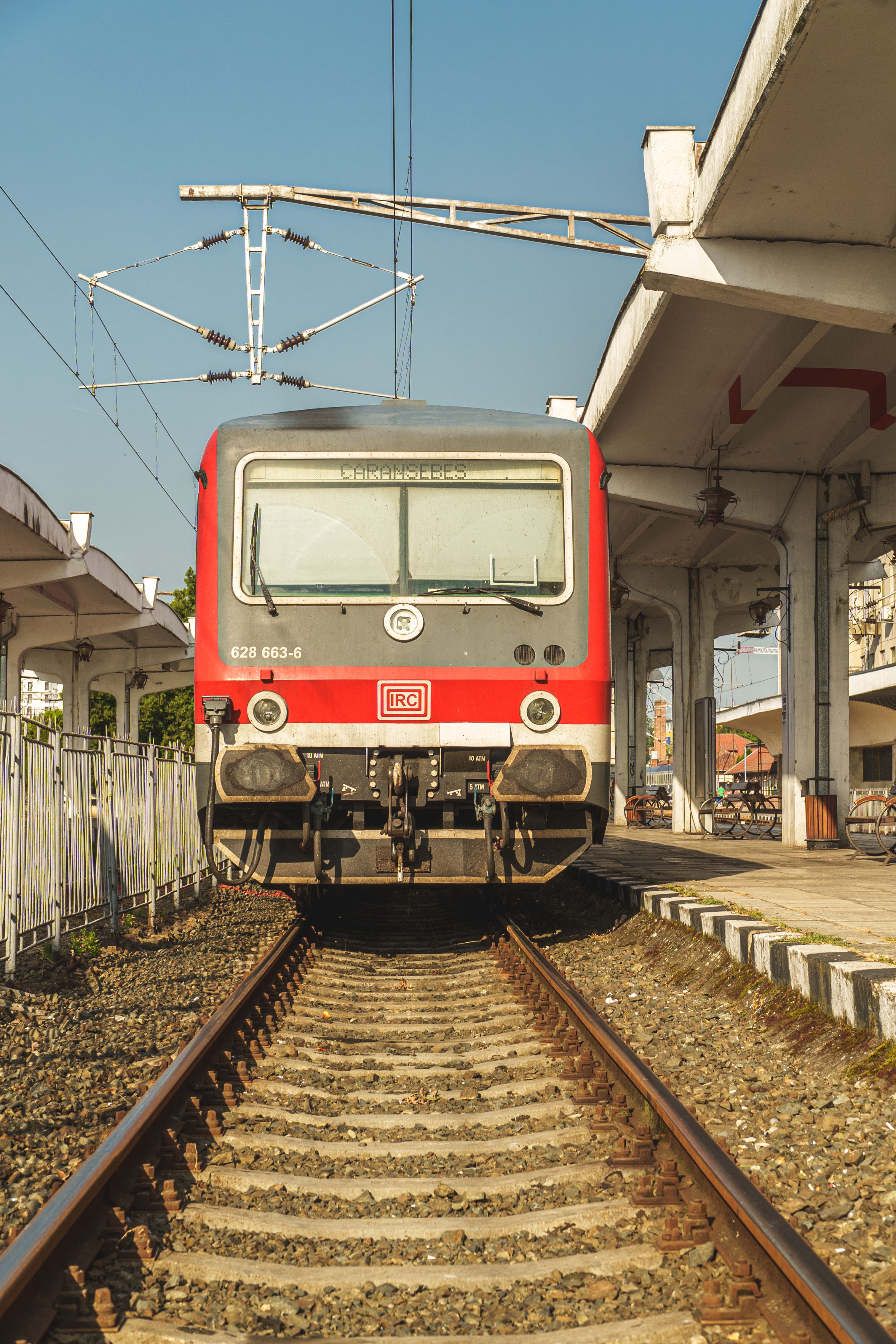 Front View of Train at Station Platform · Free Stock Photo