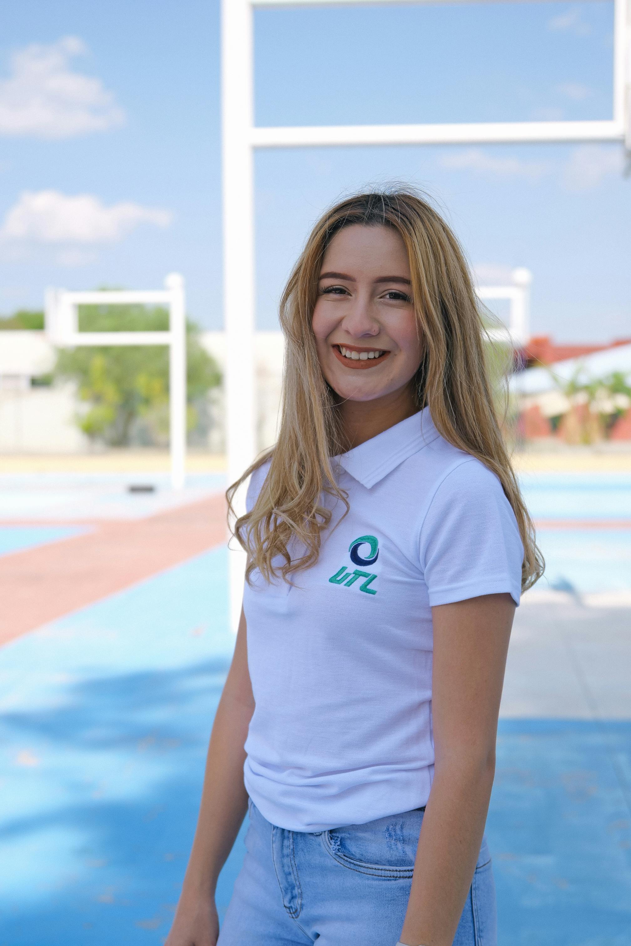 College Logos Photos, Download The BEST Free College Logos Stock Photos ...