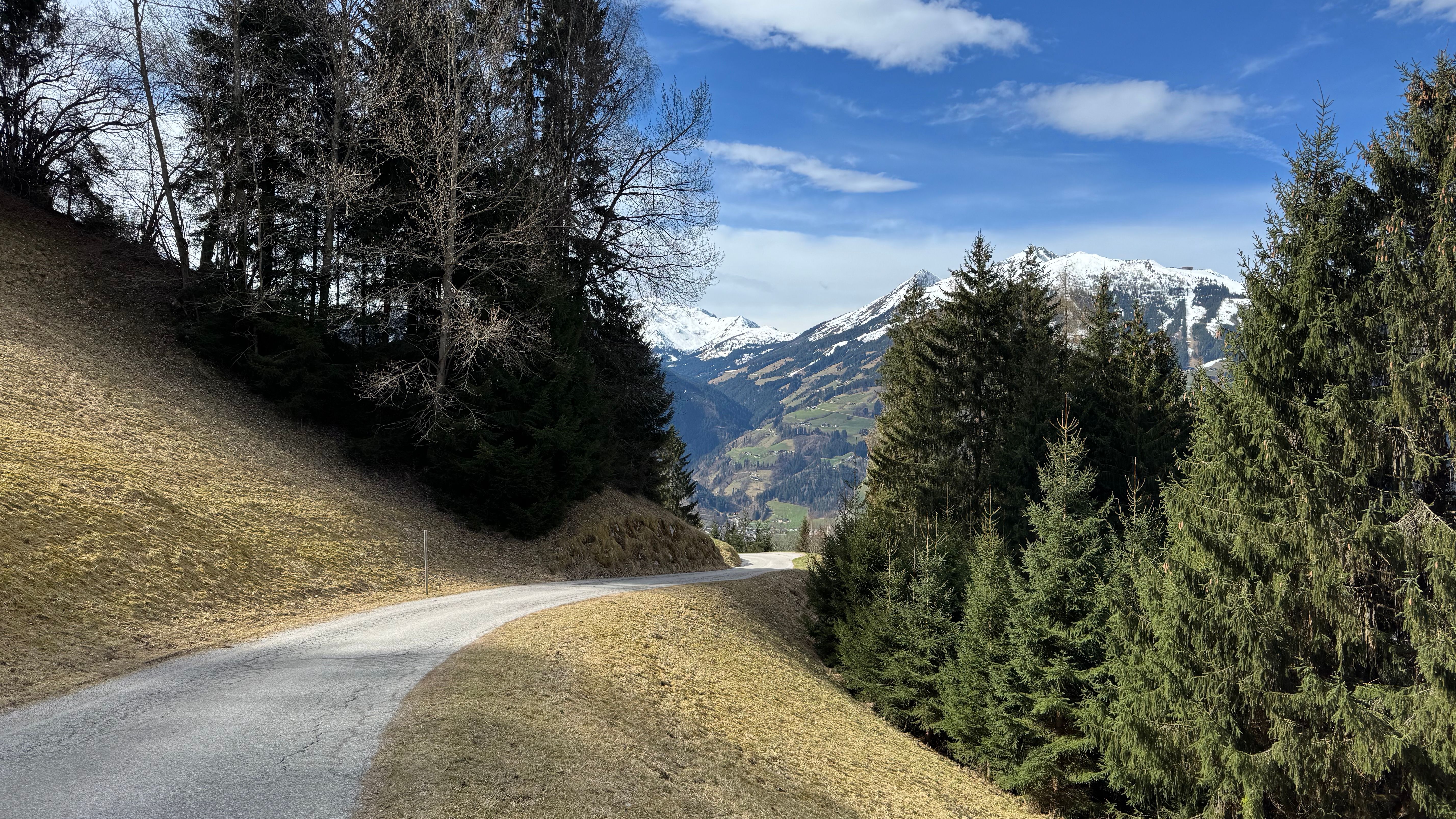 Scenic Alpine Road View in Tyrol, Austria · Free Stock Photo