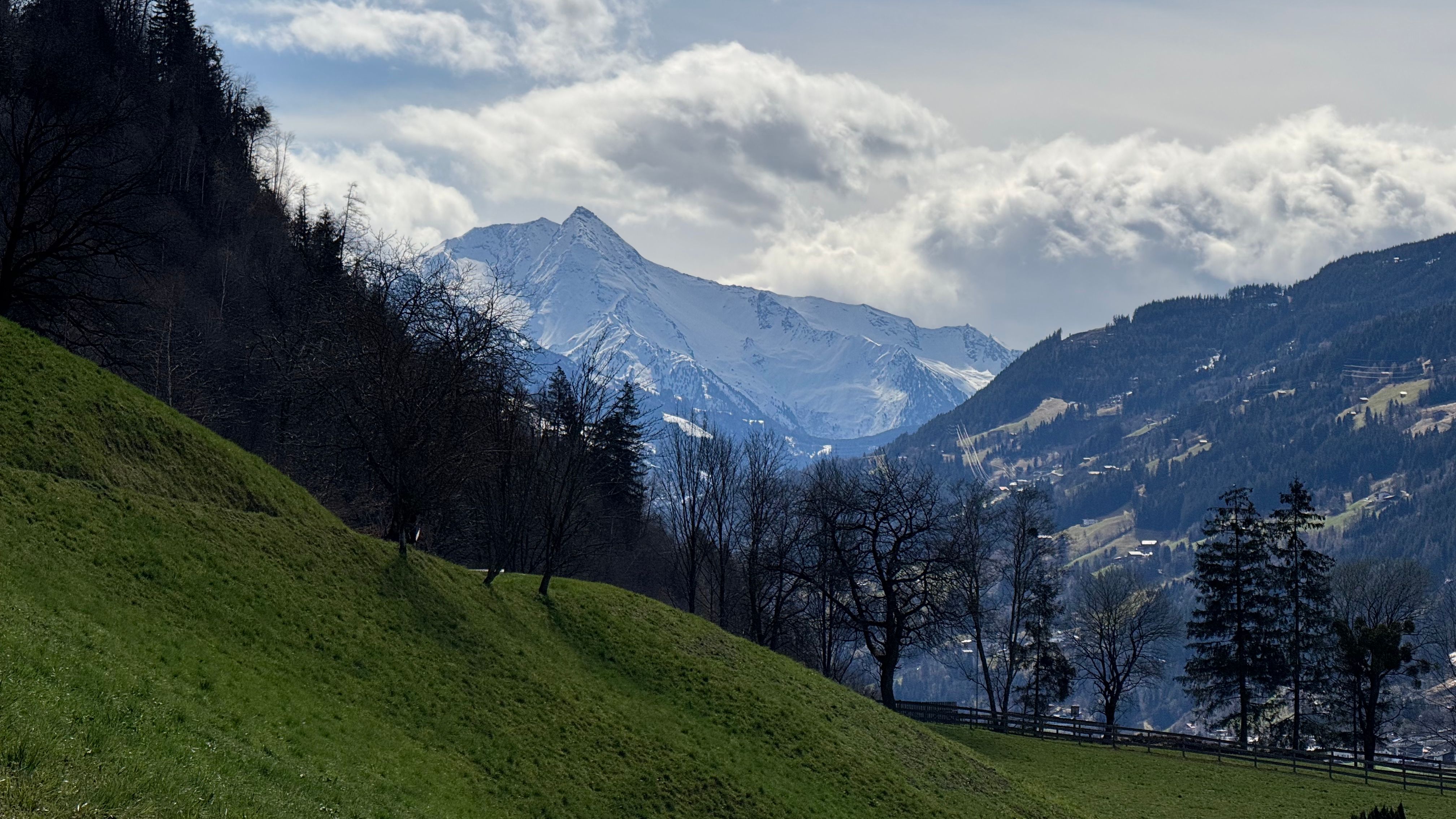 Snowy Mountain View with Green Hills in Austria · Free Stock Photo