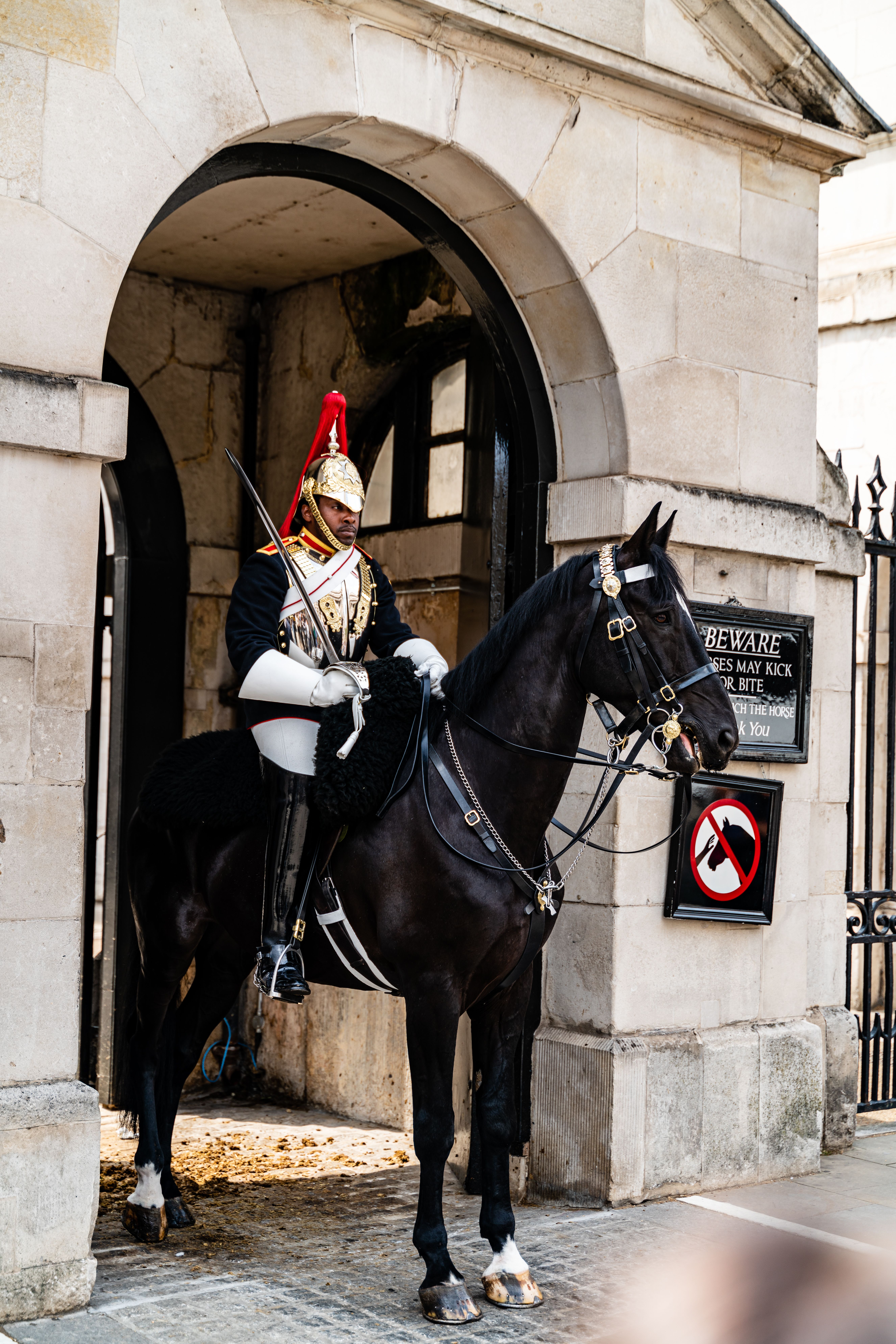 Royal Guard on Horseback at Historic London Gate · Free Stock Photo