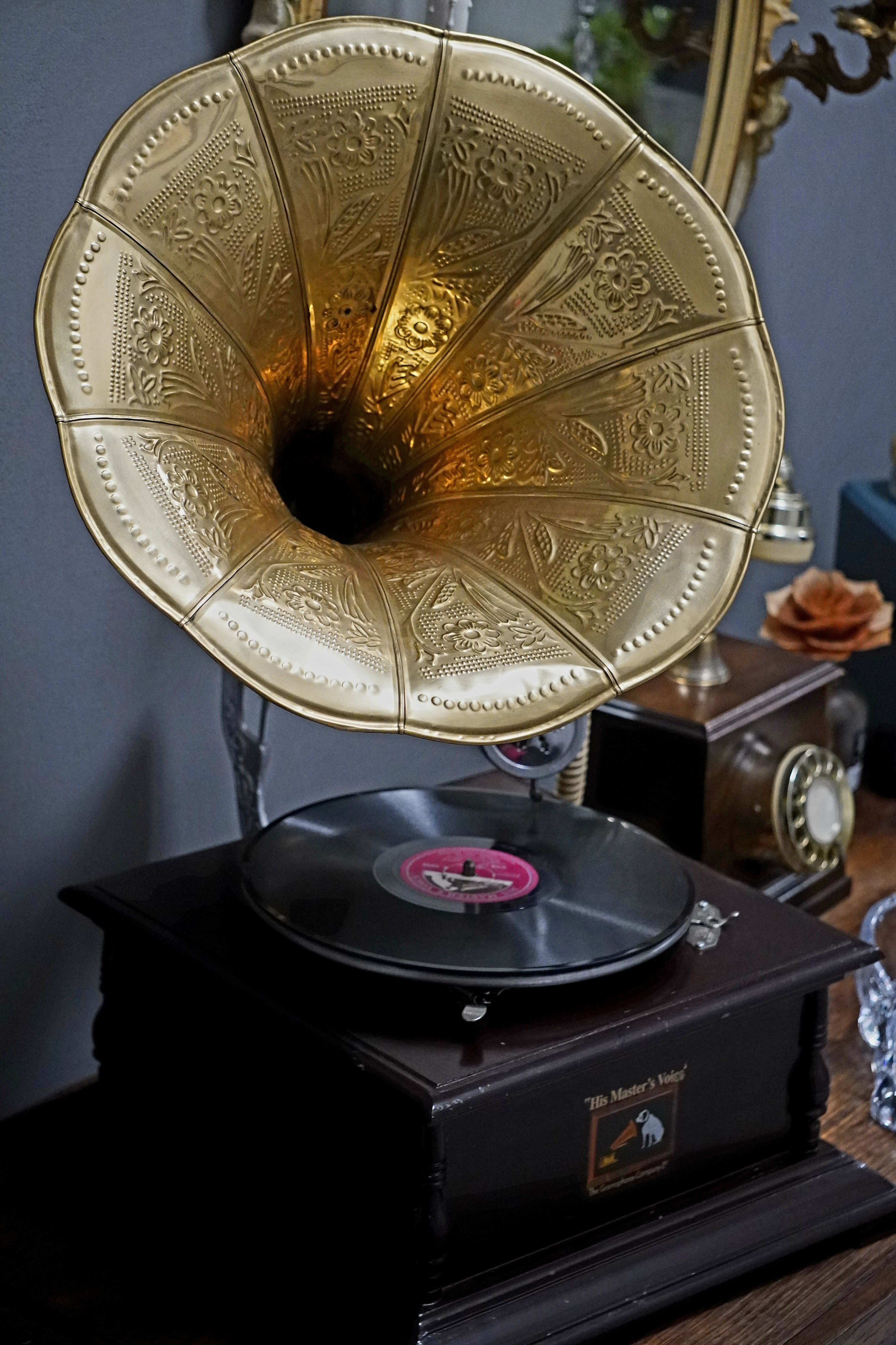 Vintage Gramophone with Golden Brass Horn · Free Stock Photo