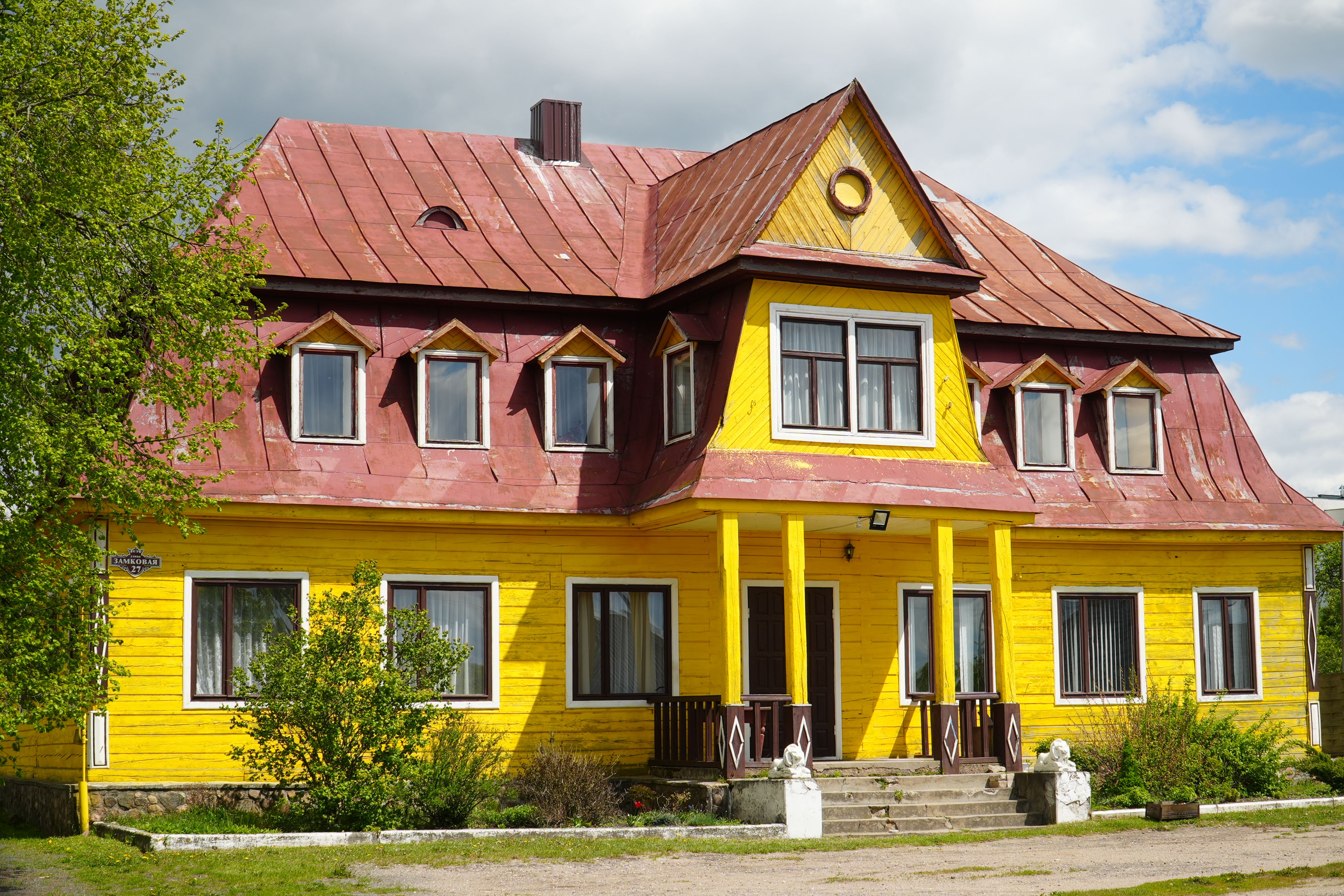 Charming Yellow House in Grodno Region, Belarus · Free Stock Photo
