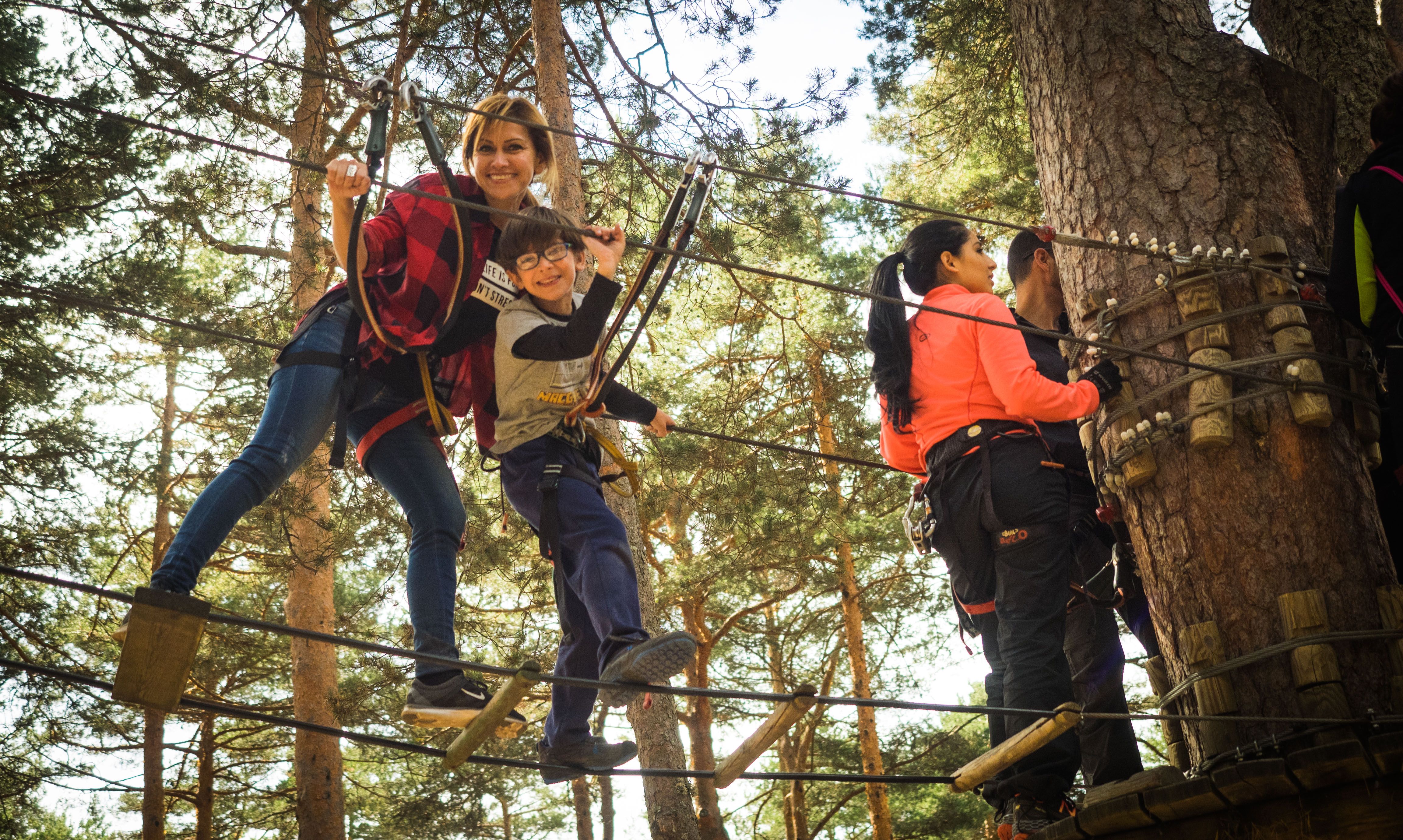 Family Adventure on Ropes Course in Cercedilla · Free Stock Photo