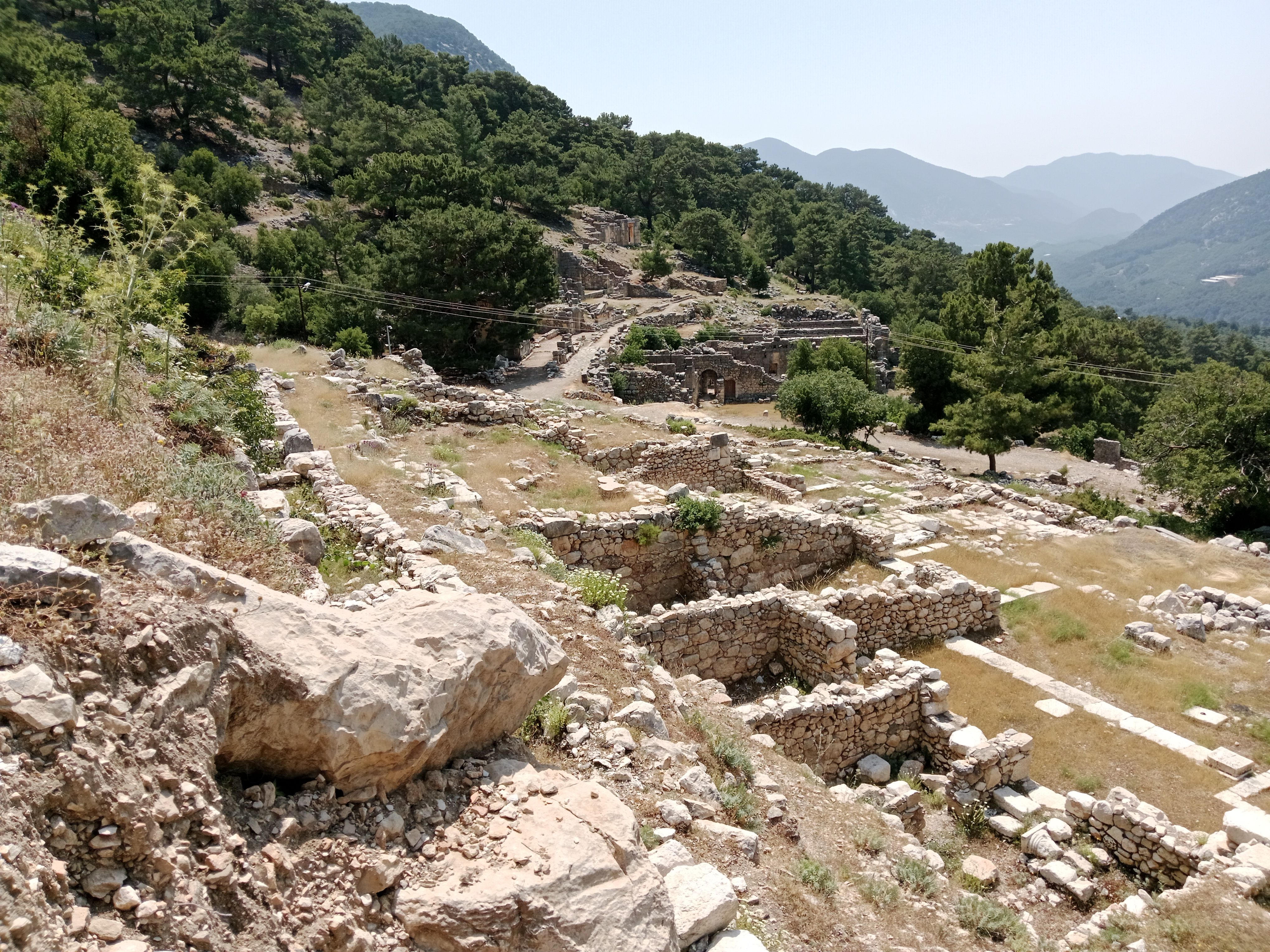 Ancient Ruins in Lush Mountain Landscape · Free Stock Photo